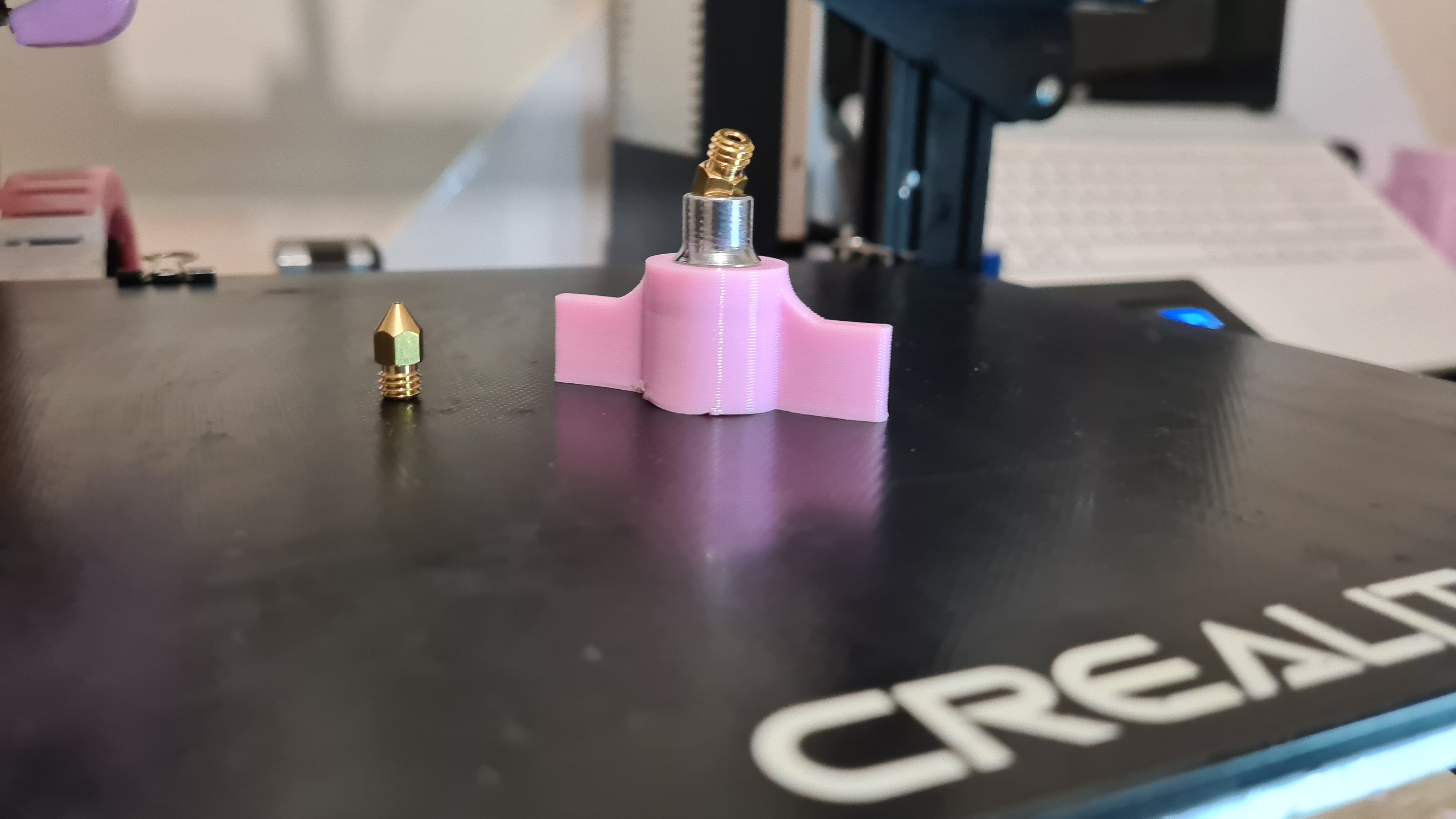 Nozzle Changer - 6mm Socket Driver by Clenoka | Download free STL model ...