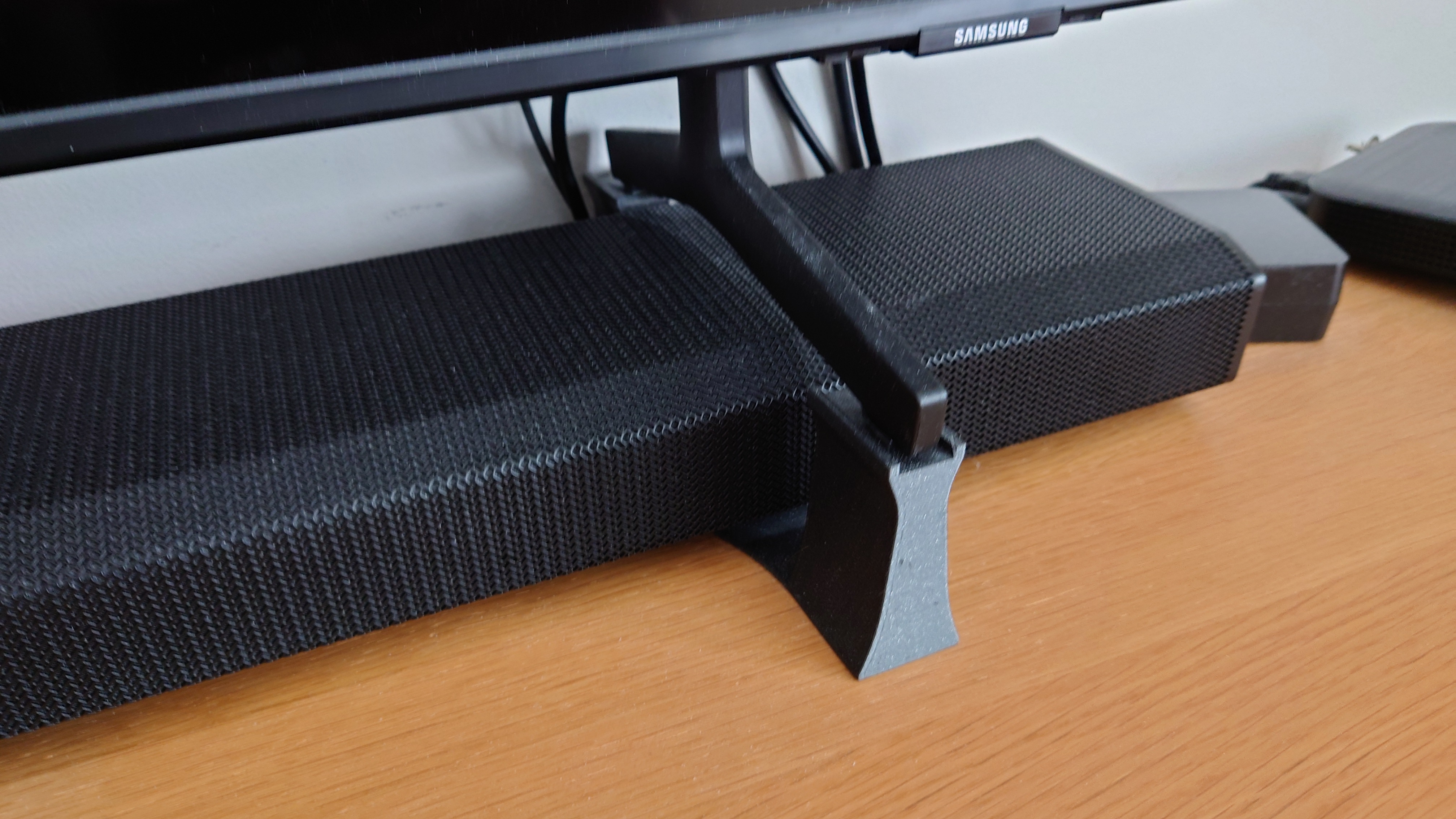 TV Stand for Samsung TV by Meconer | Download free STL model ...