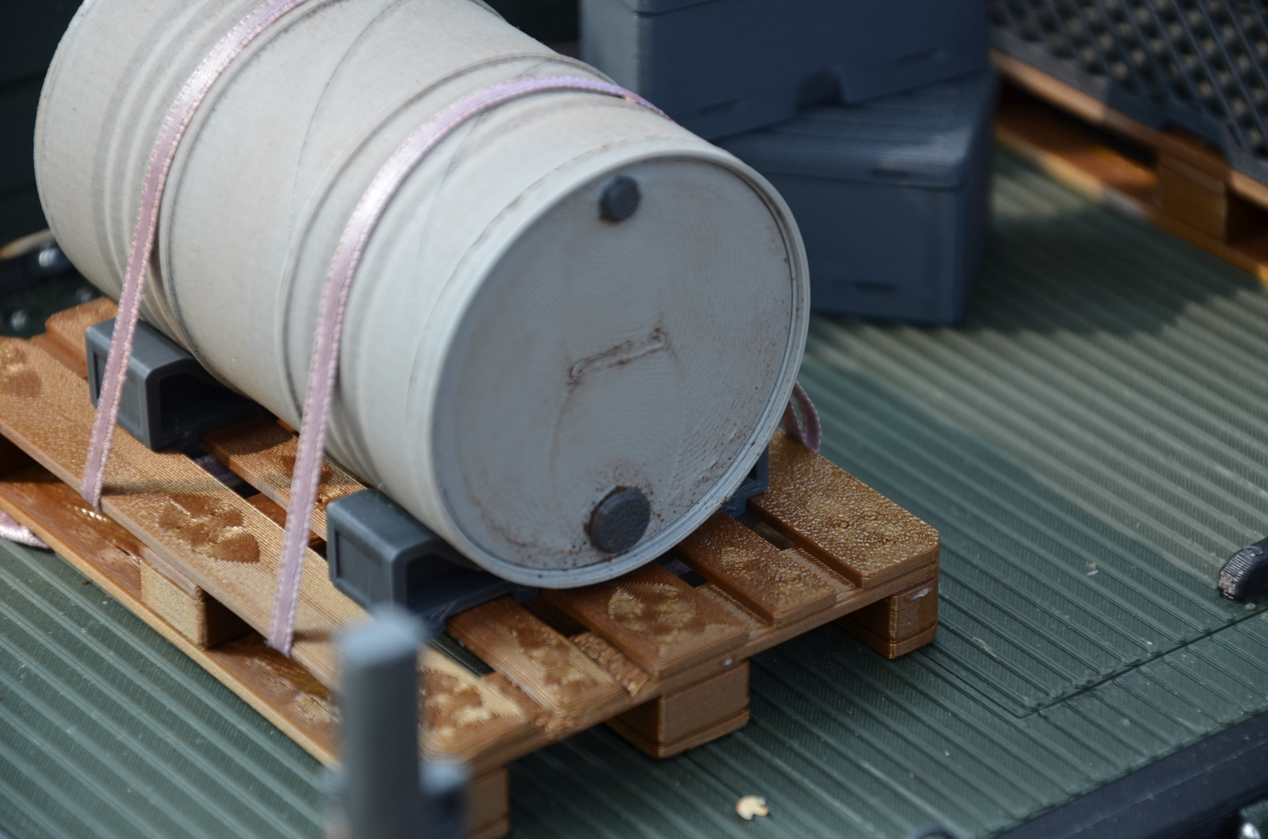 Barrel 200 liter 1/10 scale by firstgizmo | Download free STL model ...