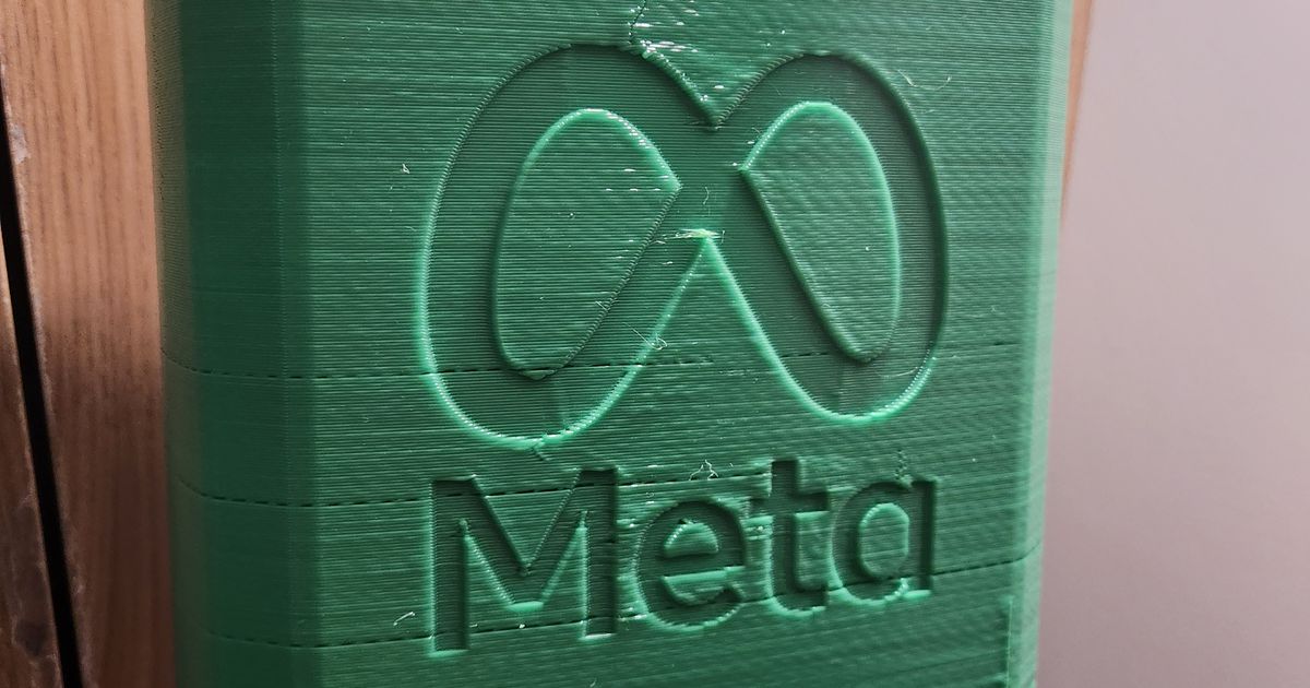 Oculus/Meta Quest 2 Sturdy Box/Case for headset and controllers by ...