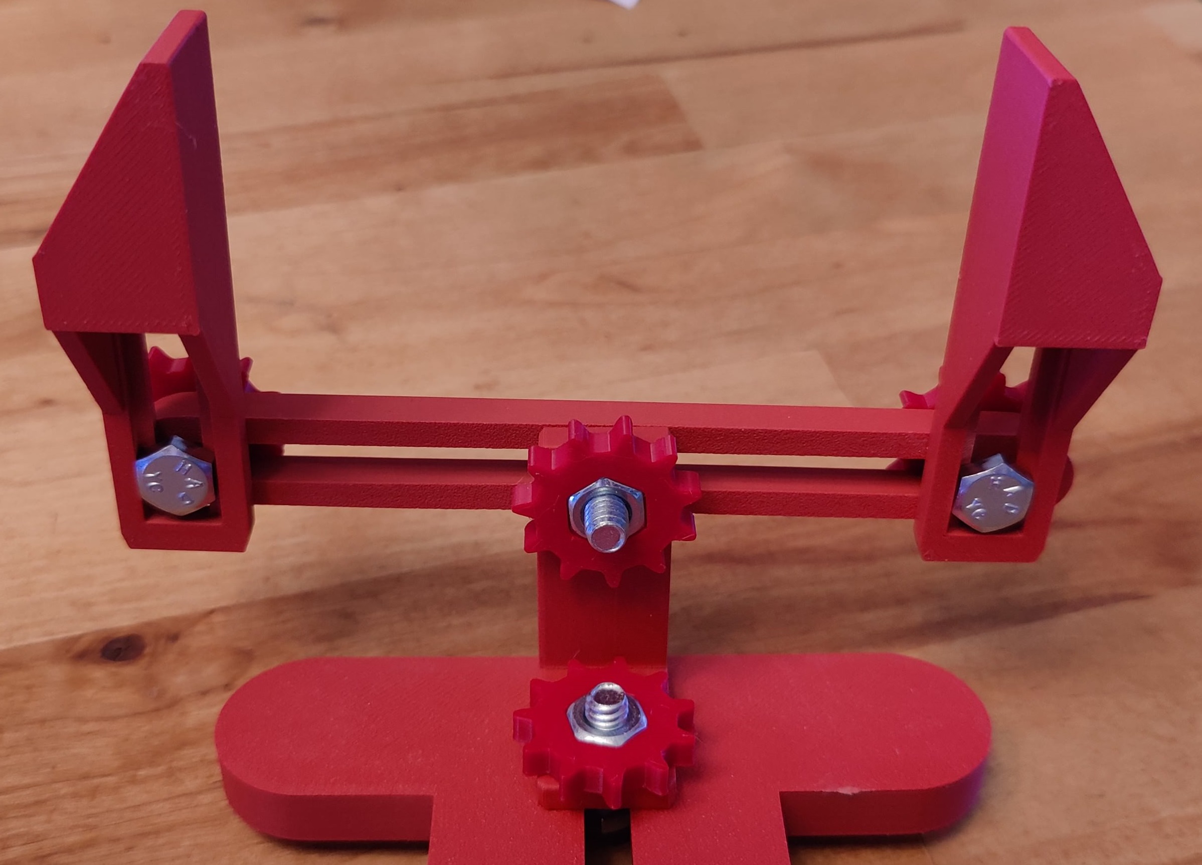 Model Ship Jig using 1/4 inch standard bolts. por Fellwind | Descargar ...