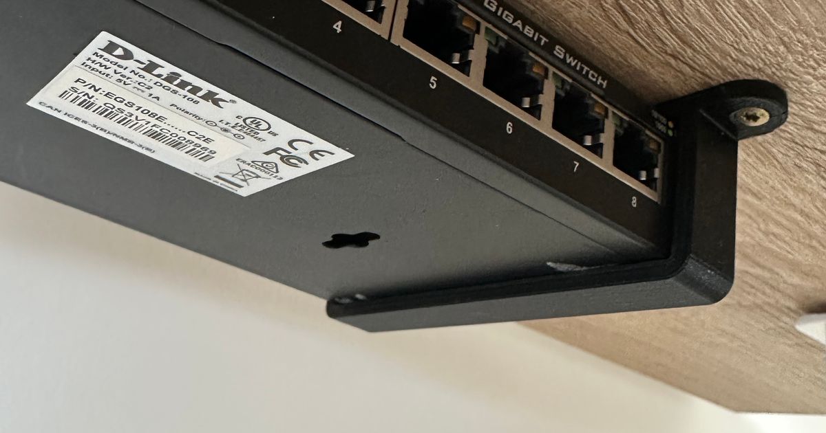 D-Link DGS-108 mount bracket by TFA | Download free STL model ...