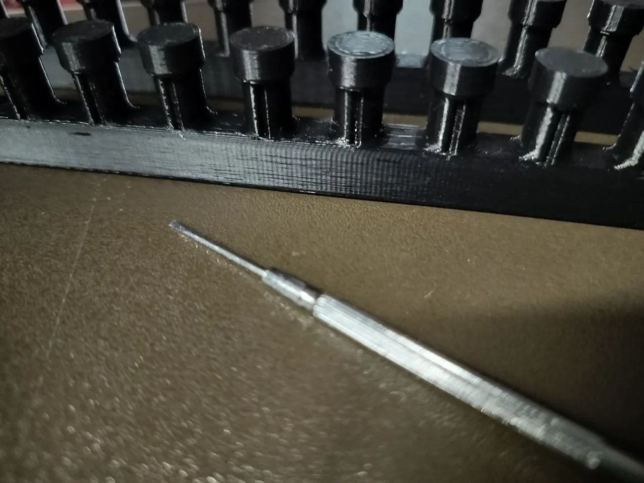 French knitting tool for making scarfs by Yveske | Download free STL ...