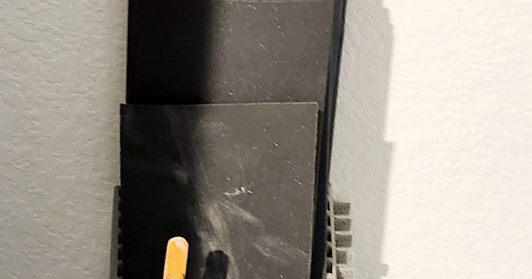 Sand Paper Wall Rack by BeautifulLEDs | Download free STL model ...