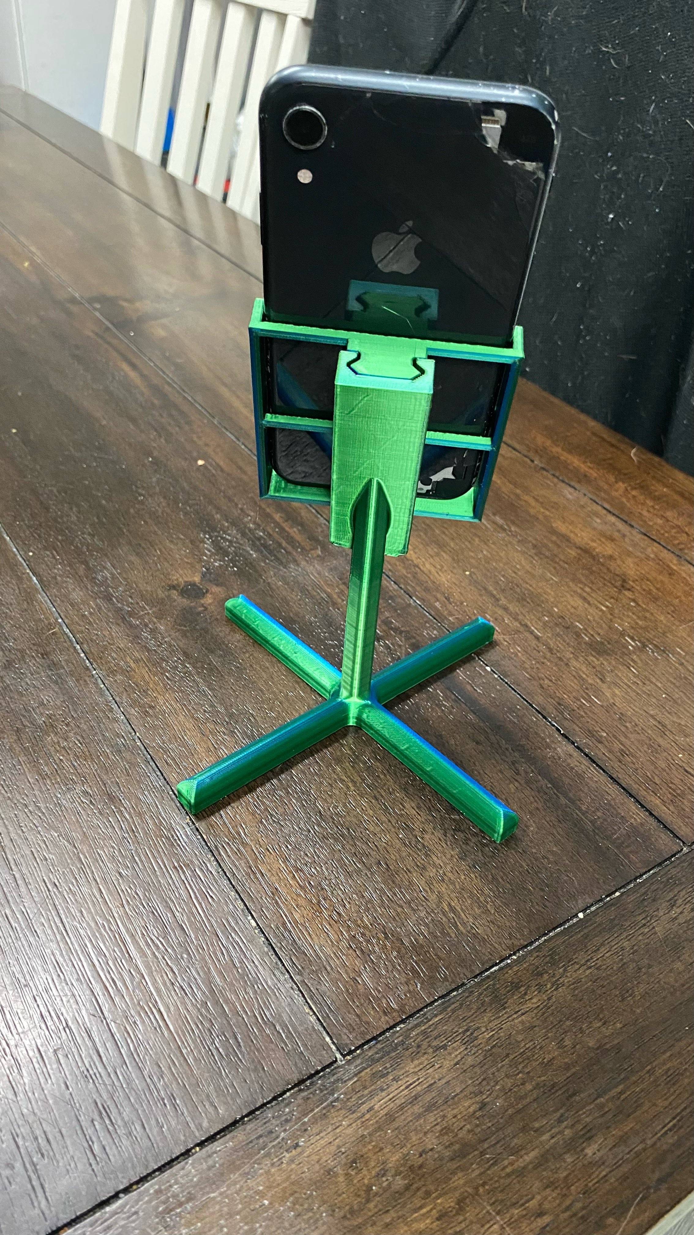 iPhone XR Phone Stand and Charging Dock! by Spandelier | Download free ...