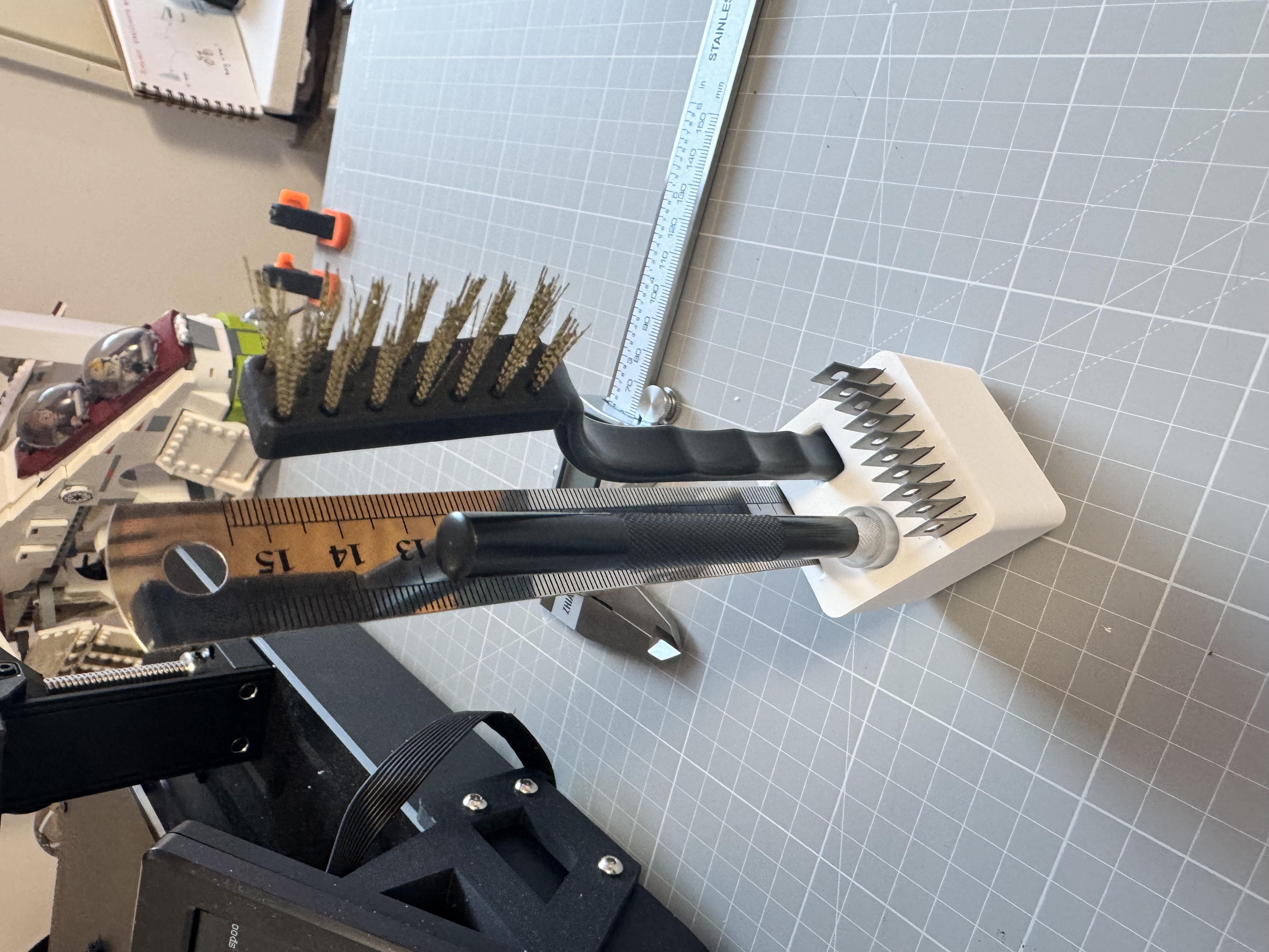 Vertical Xacto knife + blades + Brass/Metal brush + ruler holder Gridfinity bin 1x1x6 by Drew ...