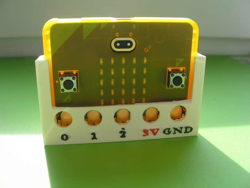 Kryt na Micro:bit (Microb:bit cover) by Muad´Dib | Download free STL ...