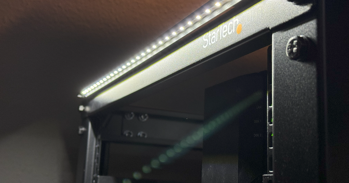 StarTech Server Rack 8mm LED Strip Mount by Mark Hähnel | Download free ... StarTech Server Rack 8mm LED Strip Mount by Mark Hähnel | Download free ...