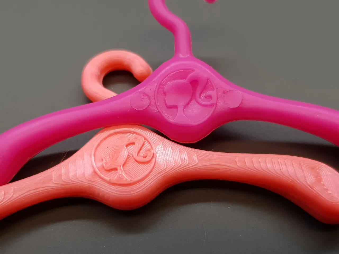 Barbie clothes hanger by adesillas Download free STL model Printables