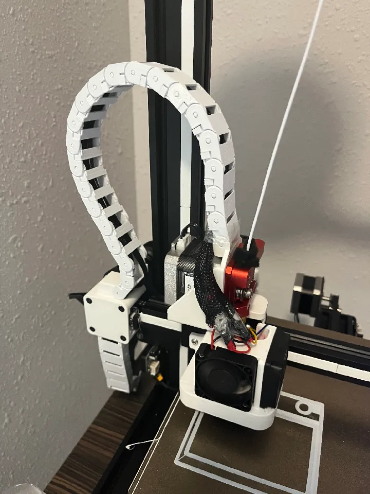 Ender 3 / CR-10 Direct Drive Adapter w/ Cable Chain Mount by Steven ...