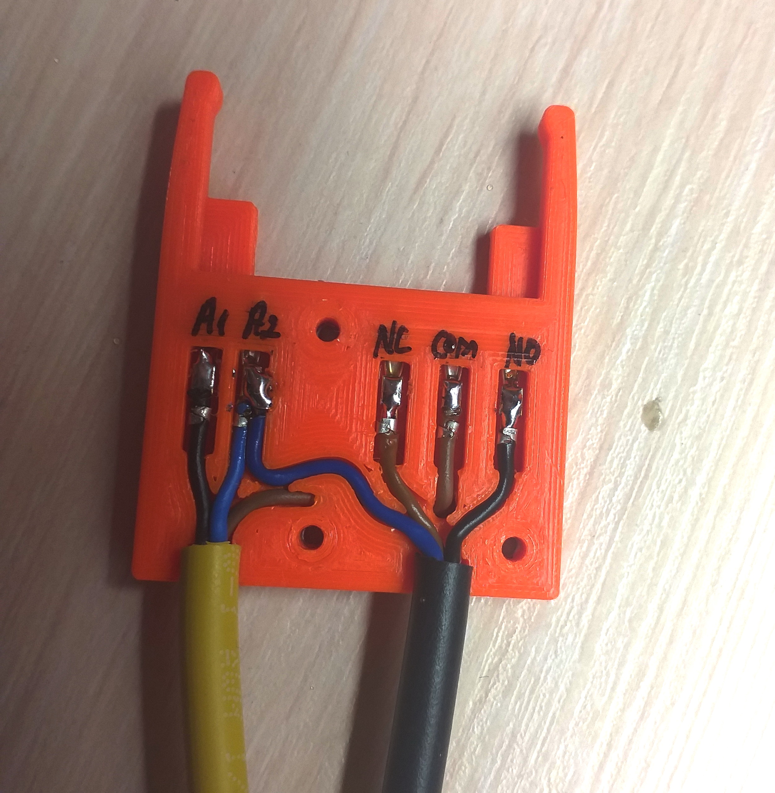 Relay-socket printed in 54 min by Lucky-Luke | Download free STL model ...