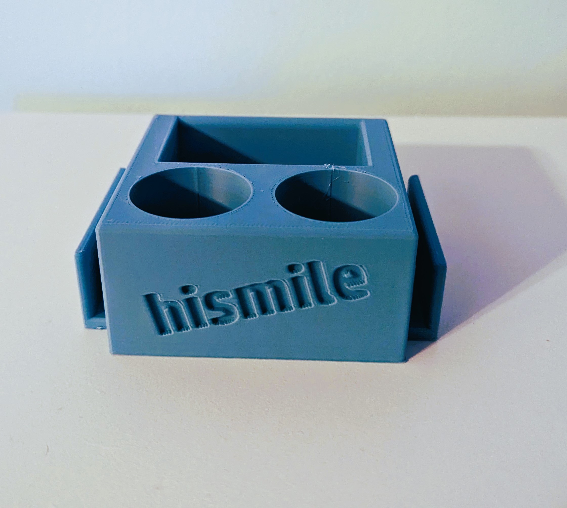 Hismile toothpaste holder with sample pack by 3Dcrazy | Download free ...