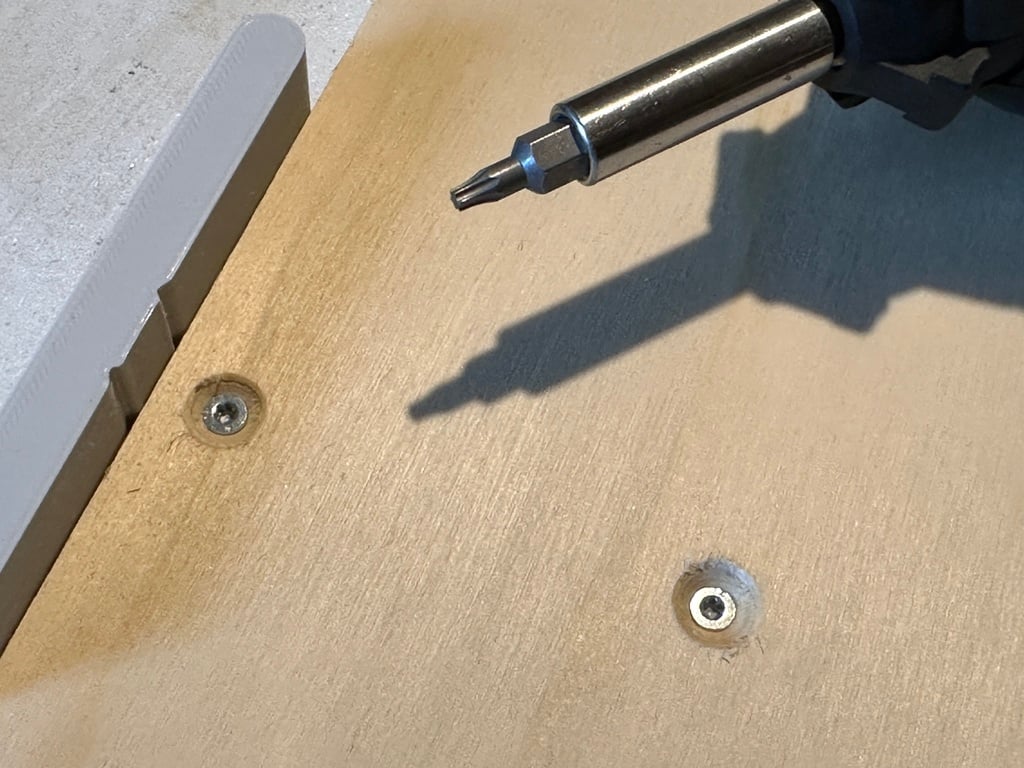 Cross-cut sled - rails and fence jig by mschmitt | Download free STL ...