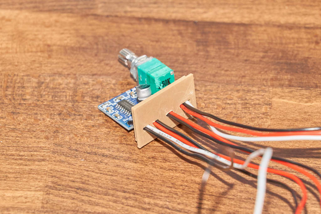 PAM8403 tiny amplifier enclosure by ywabiko | Download free STL model ...