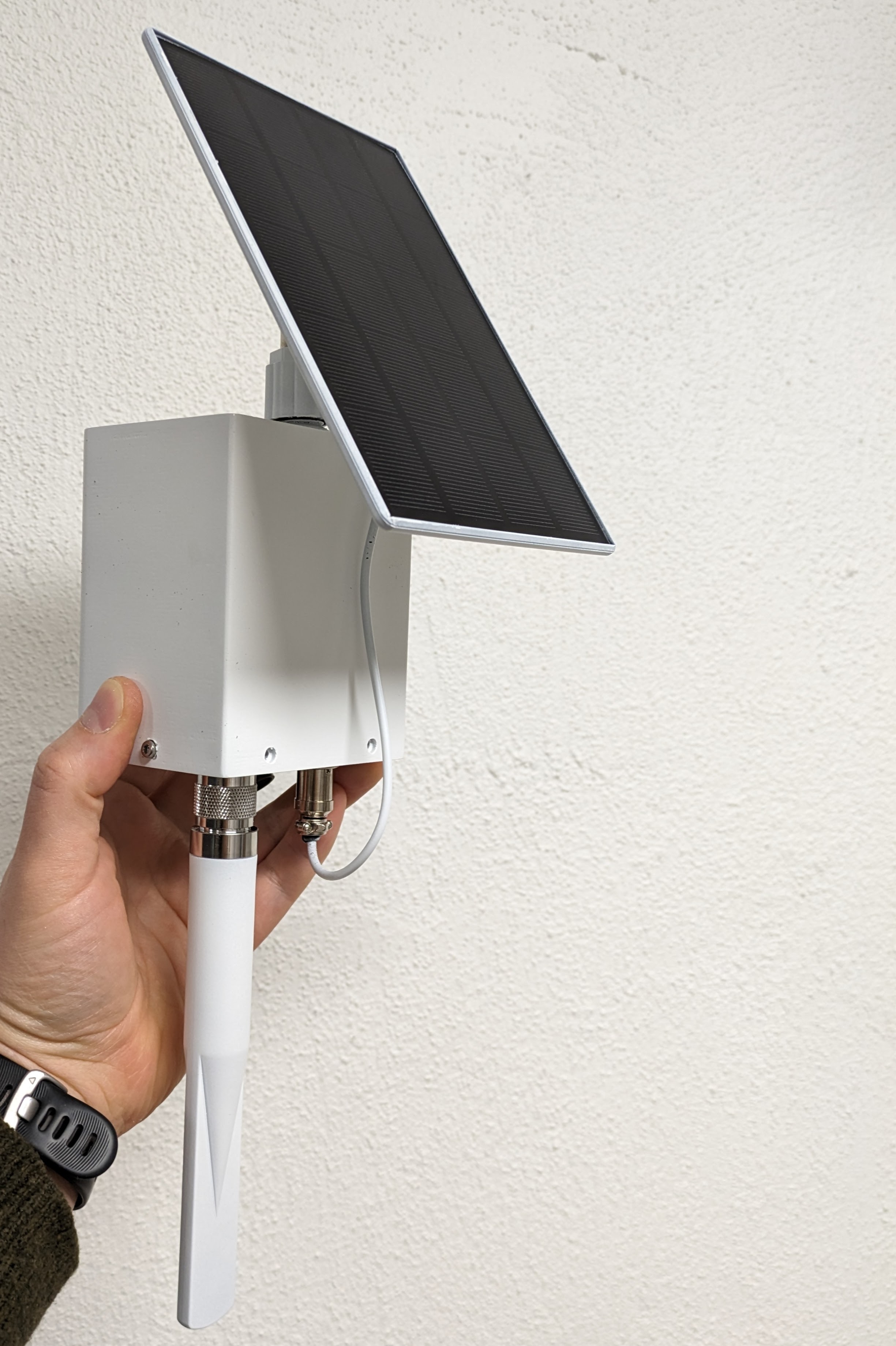 Meshtastic Solar Housing for Pole por mach | Descargar modelo STL ...