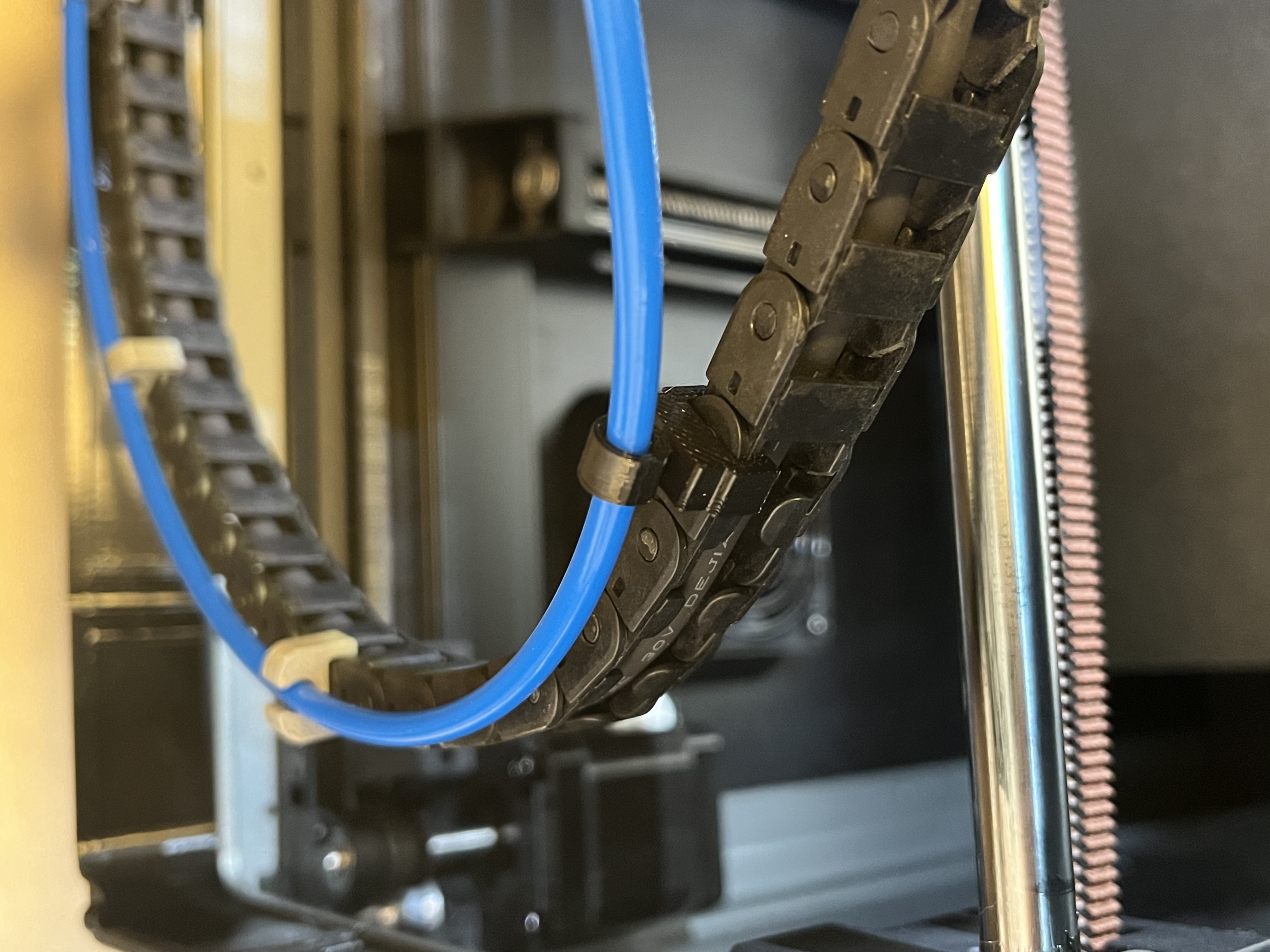 Creality K1C/K1/K1 Max Rotating Bowden Clip by Moshe | Download free ...