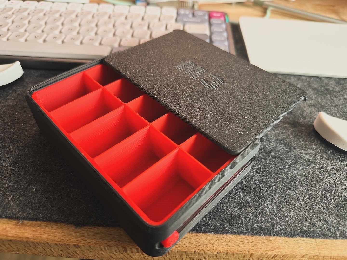 AnyBox Parametric Slide and Lock box by Toomosin | Download free STL ...