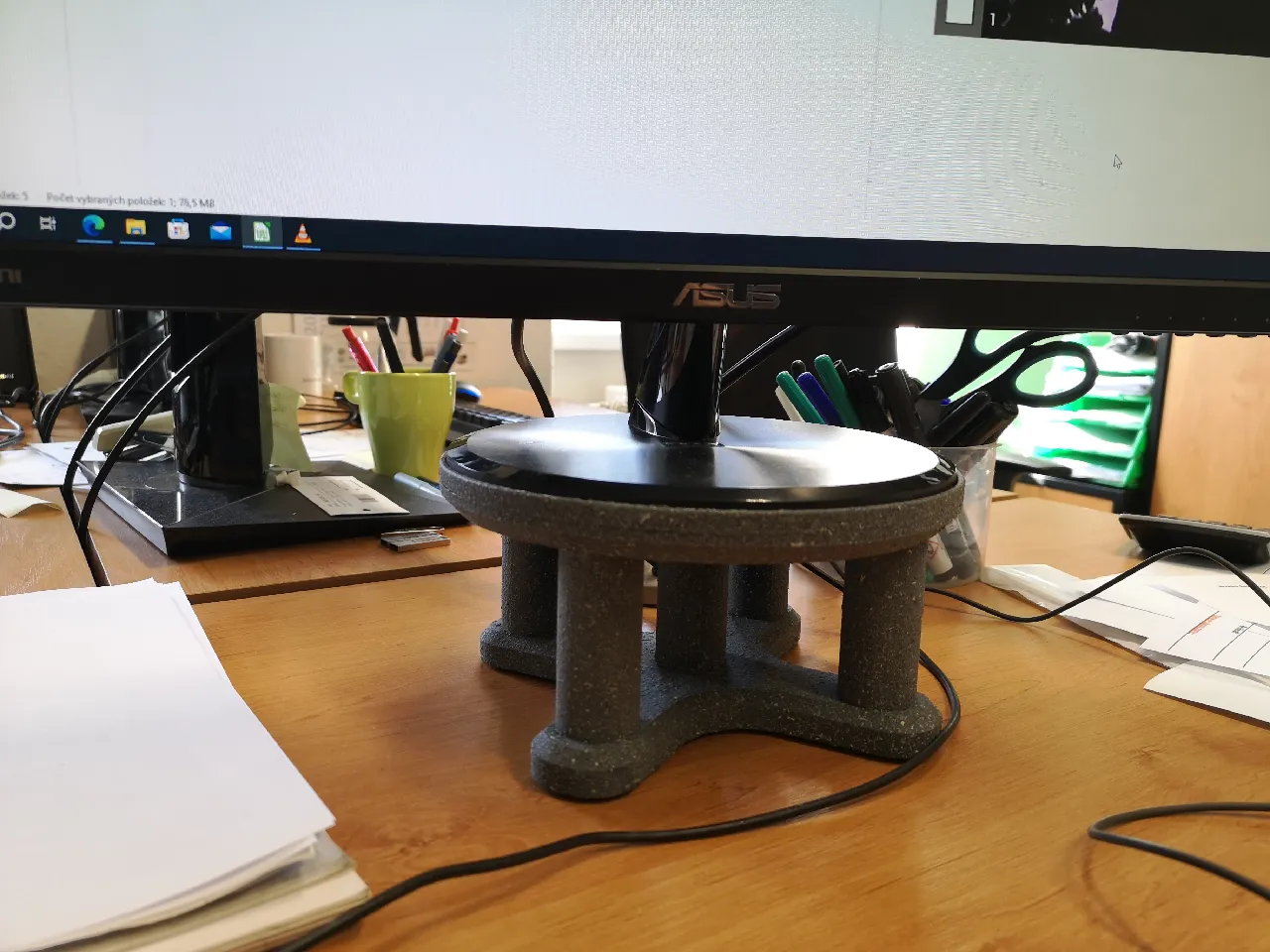Monitor stand by Feel.da | Download free STL model | Printables.com