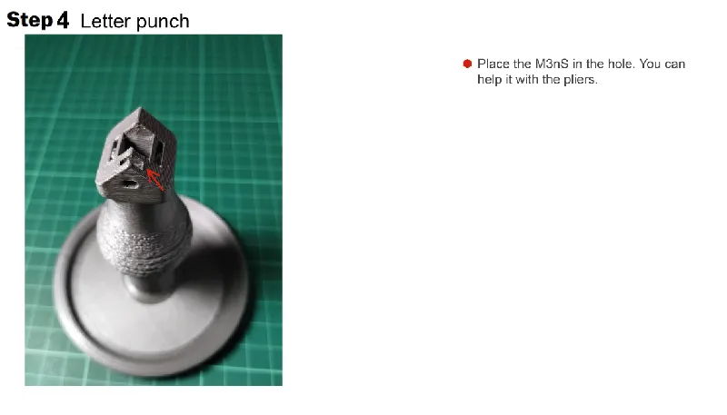 Letter punch ergonomic guide by Manu Paolantonio | Download free STL ...
