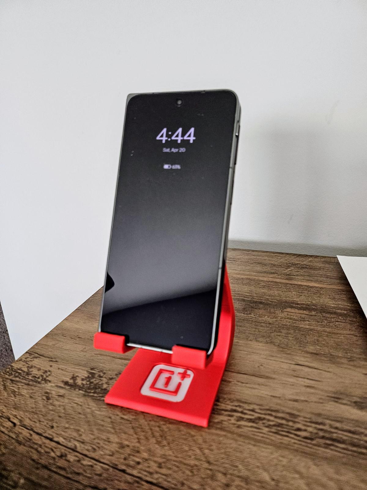Phone Stand for OnePlus Open by DreadMcLaren | Download free STL model ...