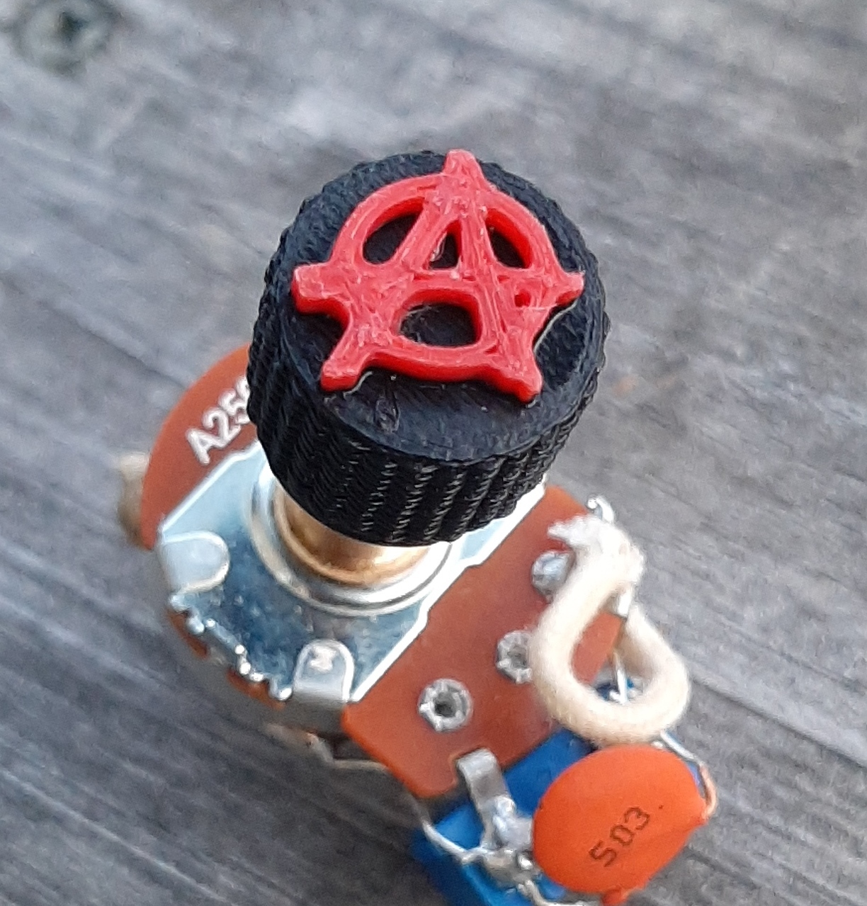 Anarchy knurled potentiometer knob, 6mm ID, printer knob by ...