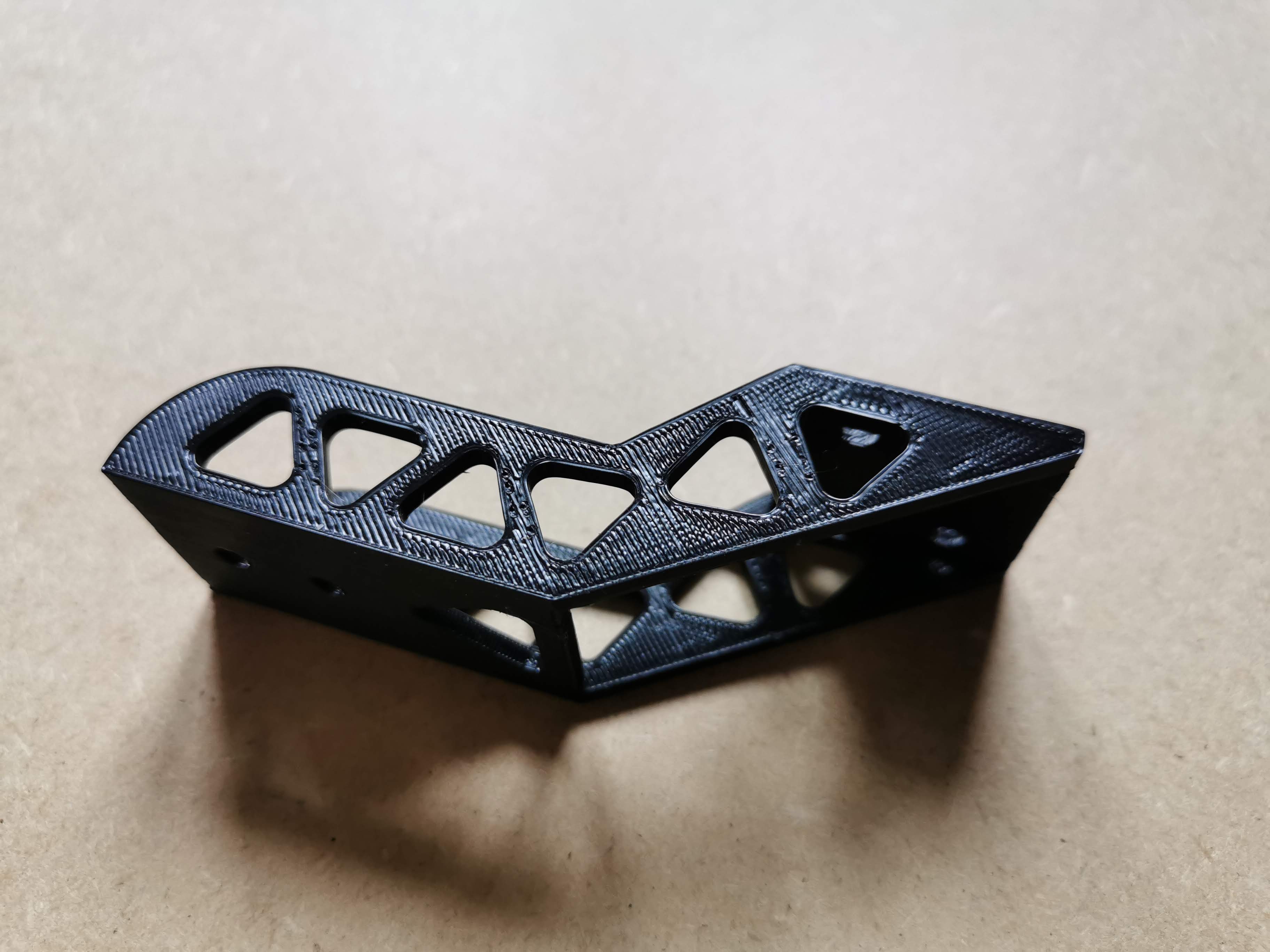 Neje Max 4 drag chain mount by Janusz Chalimoniuk | Download free STL ...