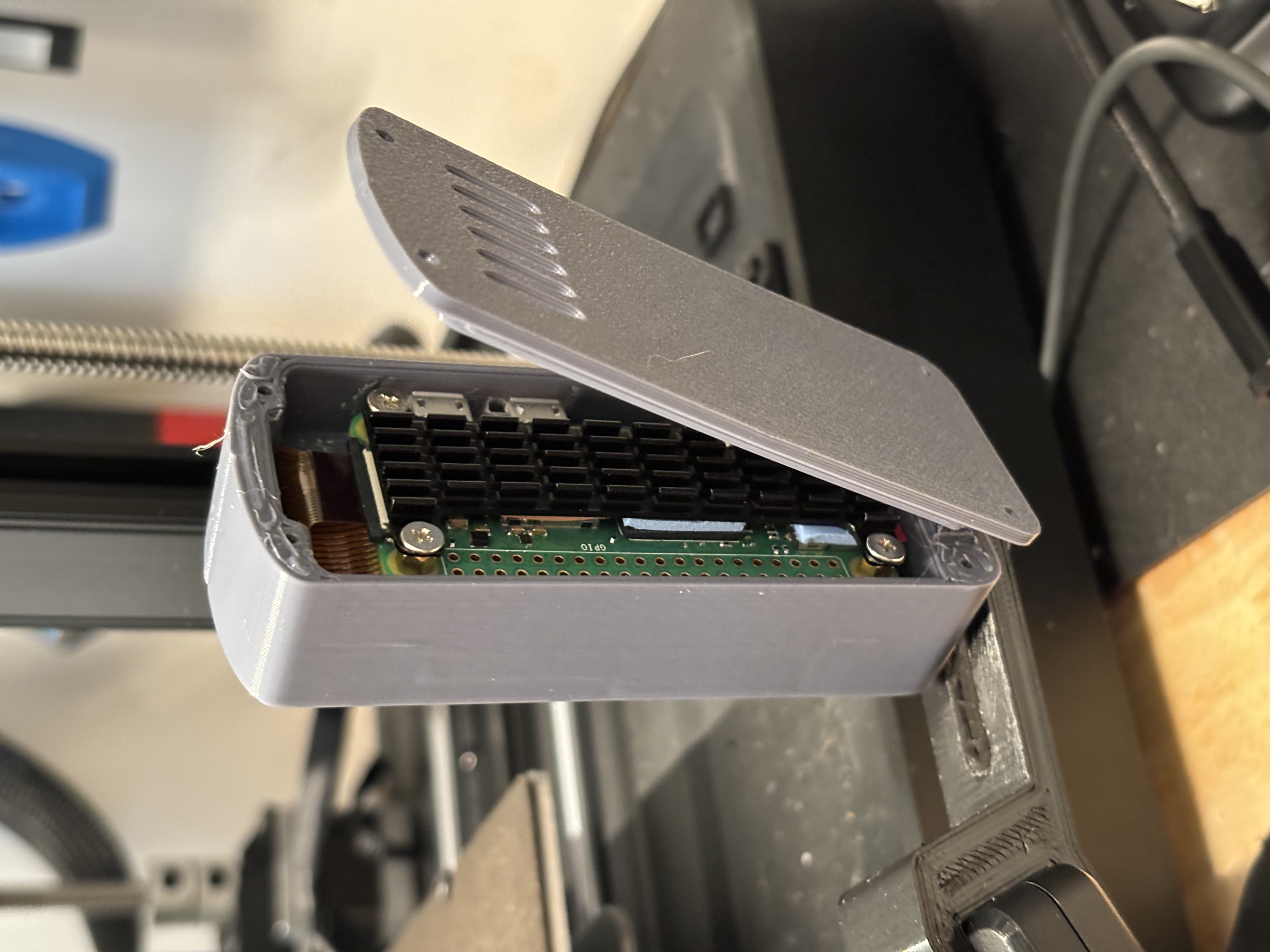 Raspberry Pi Zero (2) W Case with Camera + Heatsink by samywamy10 ...