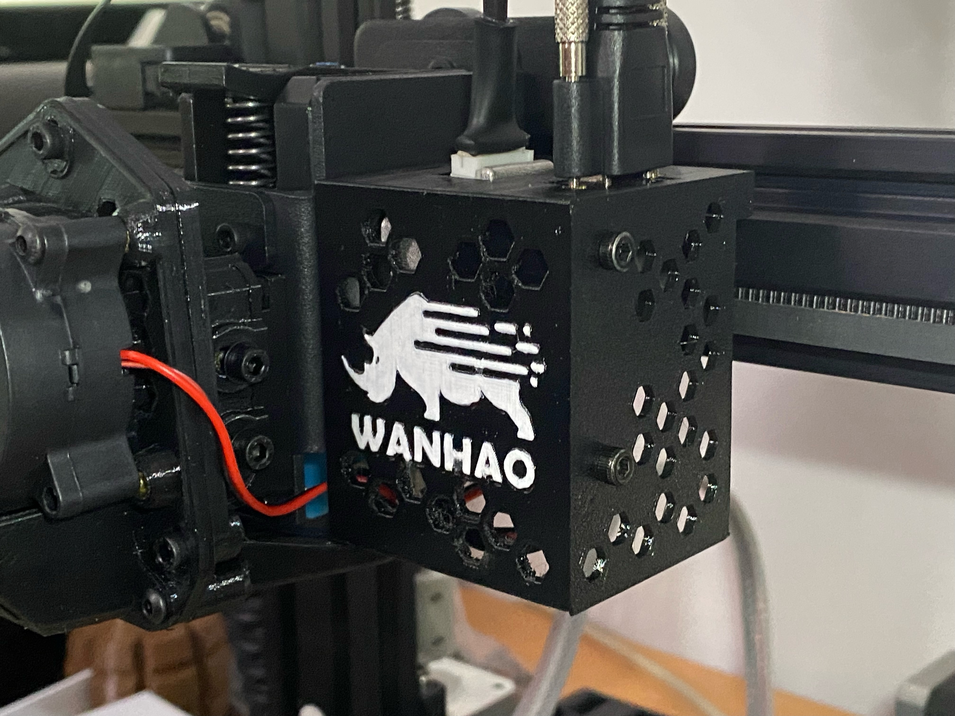 Capot pour Wanhao D12 direct drive by LPC | Download free STL model ...