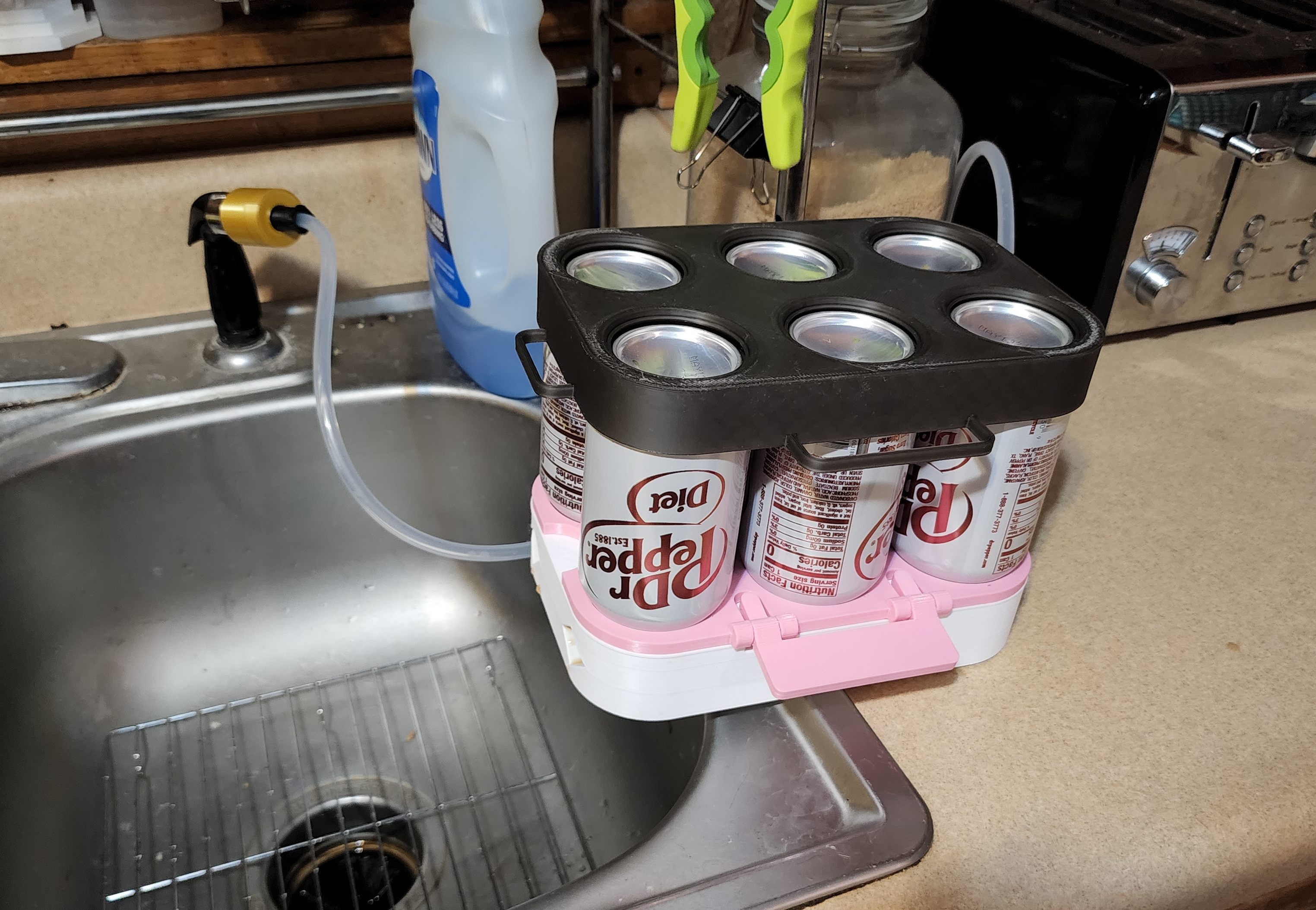 Soda can carrier + rinser by ktpanda | Download free STL model ...