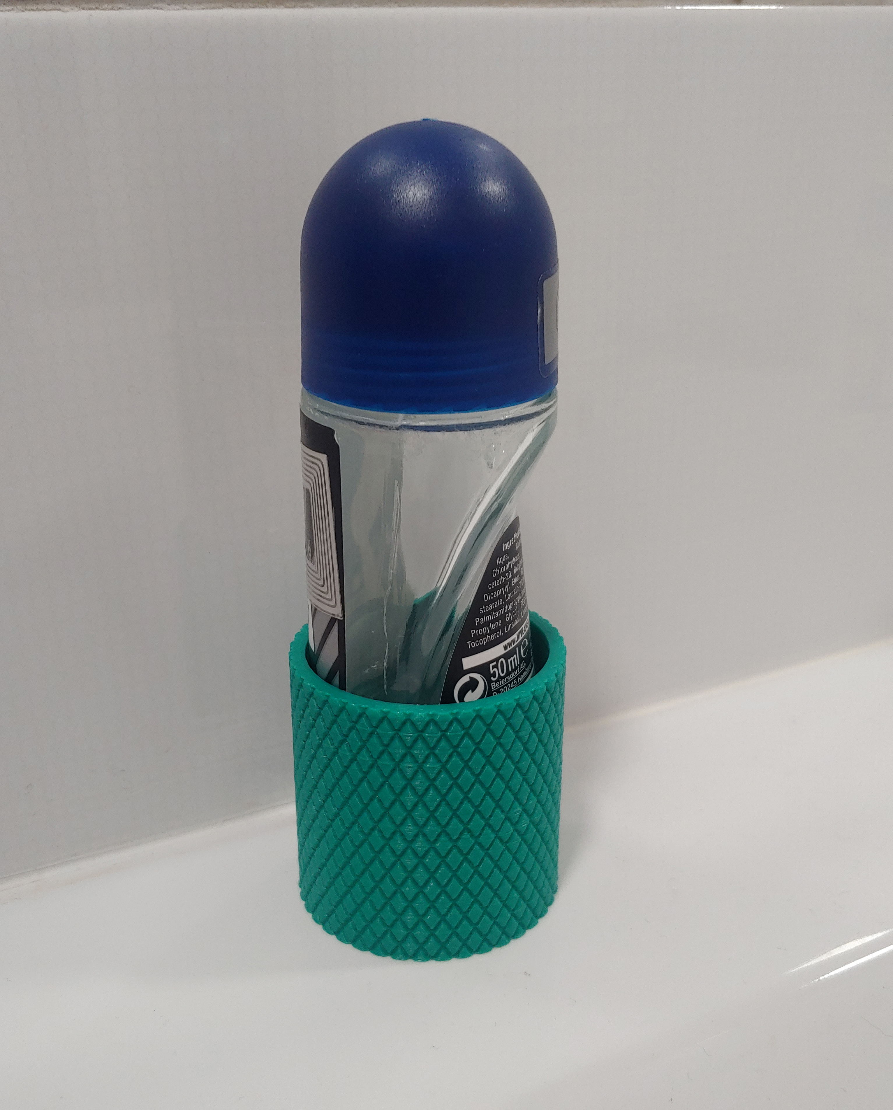 Yet another Nivea deodorant holder by Don Pinpon | Download free STL ...