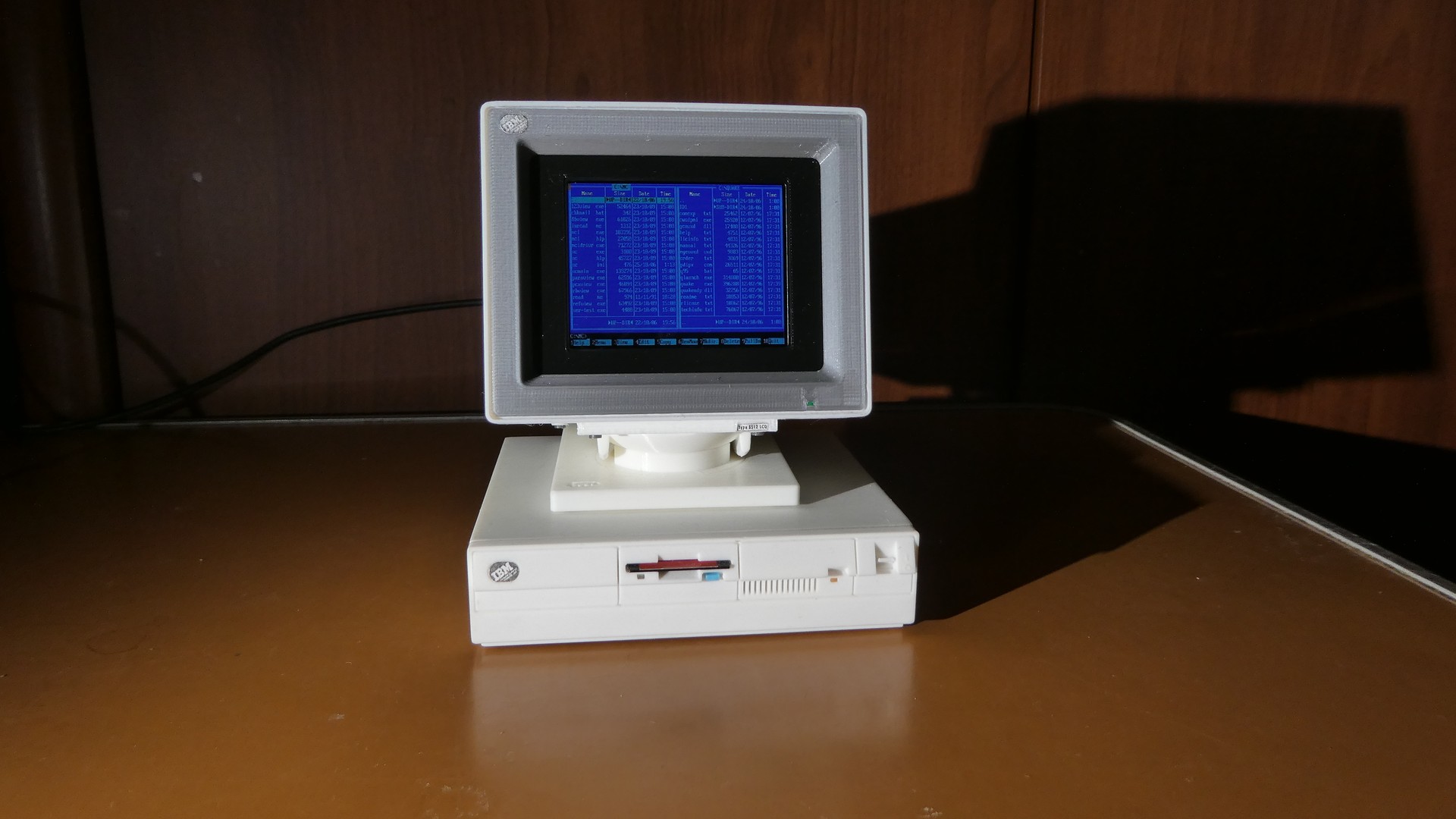 IBM PS/2 Color Display 8512 - TFT 2.4 inch mod (NO SOLDERING!) par Tol ...