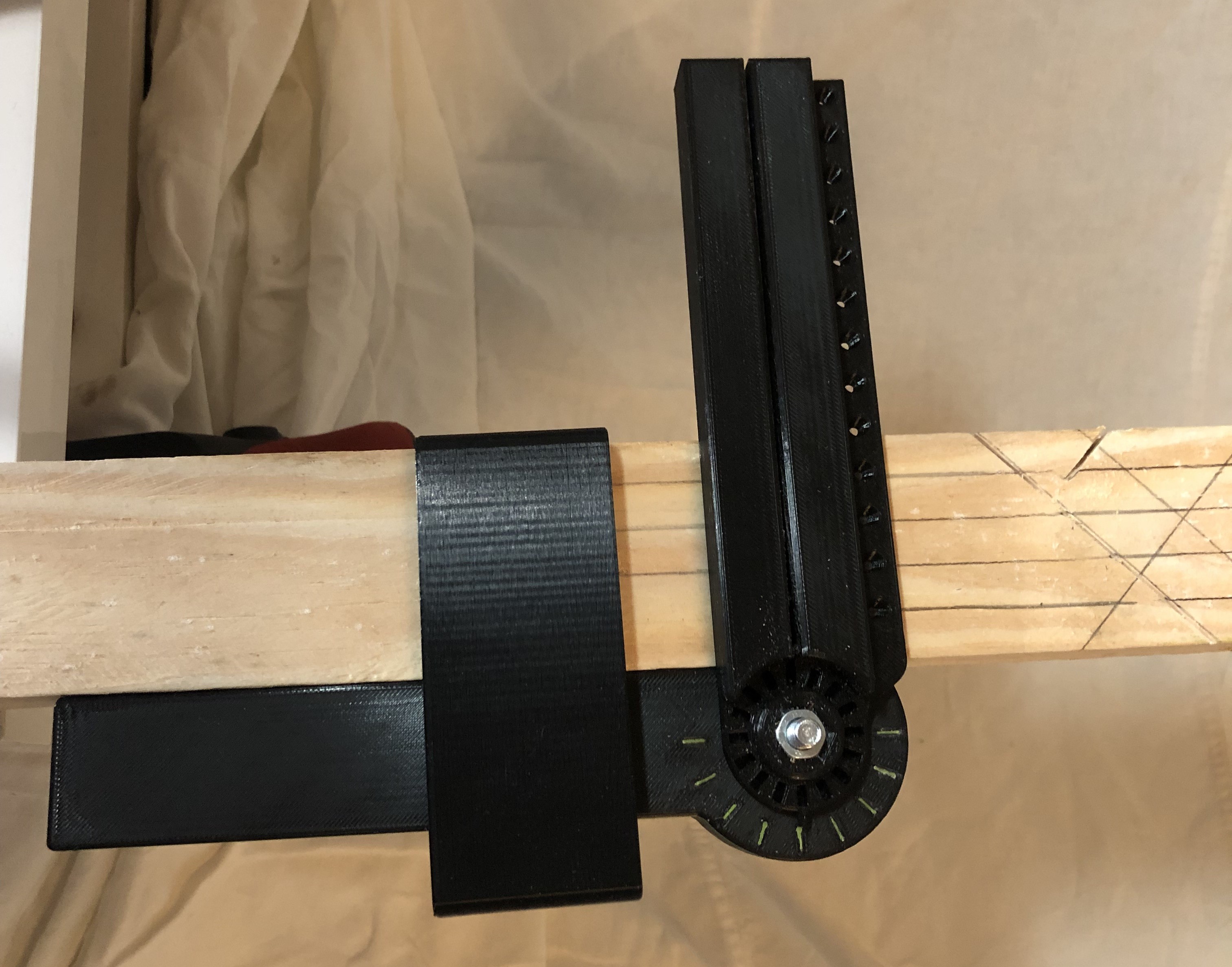 Saw guide by Kristof | Download free STL model | Printables.com