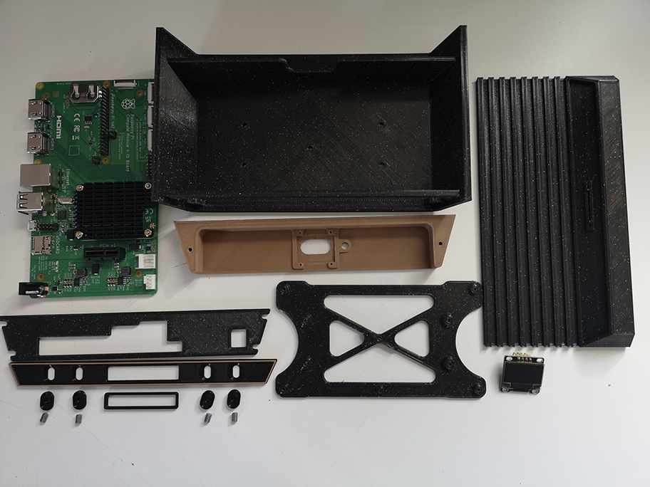 Retro console case combo for Raspberry Pi 4/CM4 by Mark_McQ ...