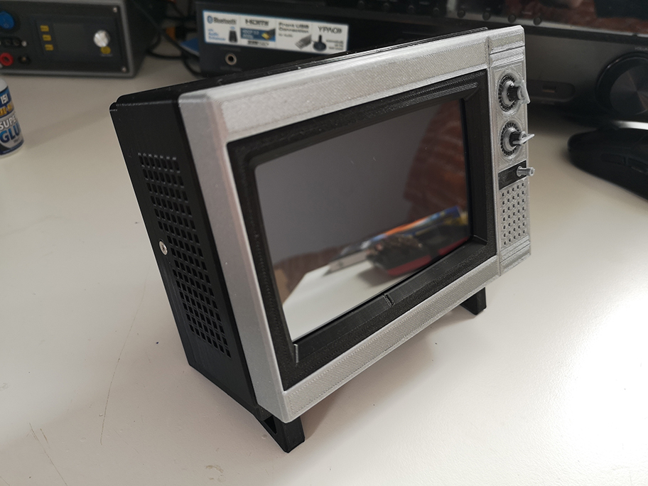 Retro console case combo for Raspberry Pi 4/CM4 by Mark_McQ ...