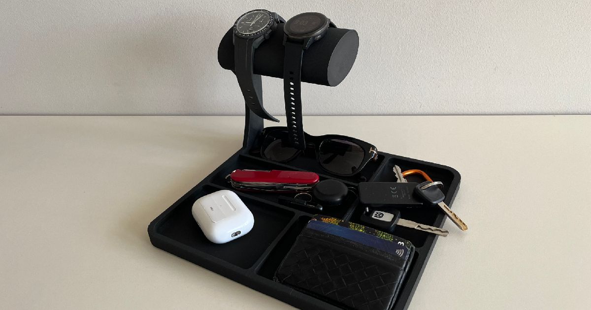 EDC tray with watch stand by miropapi | Download free STL model ...