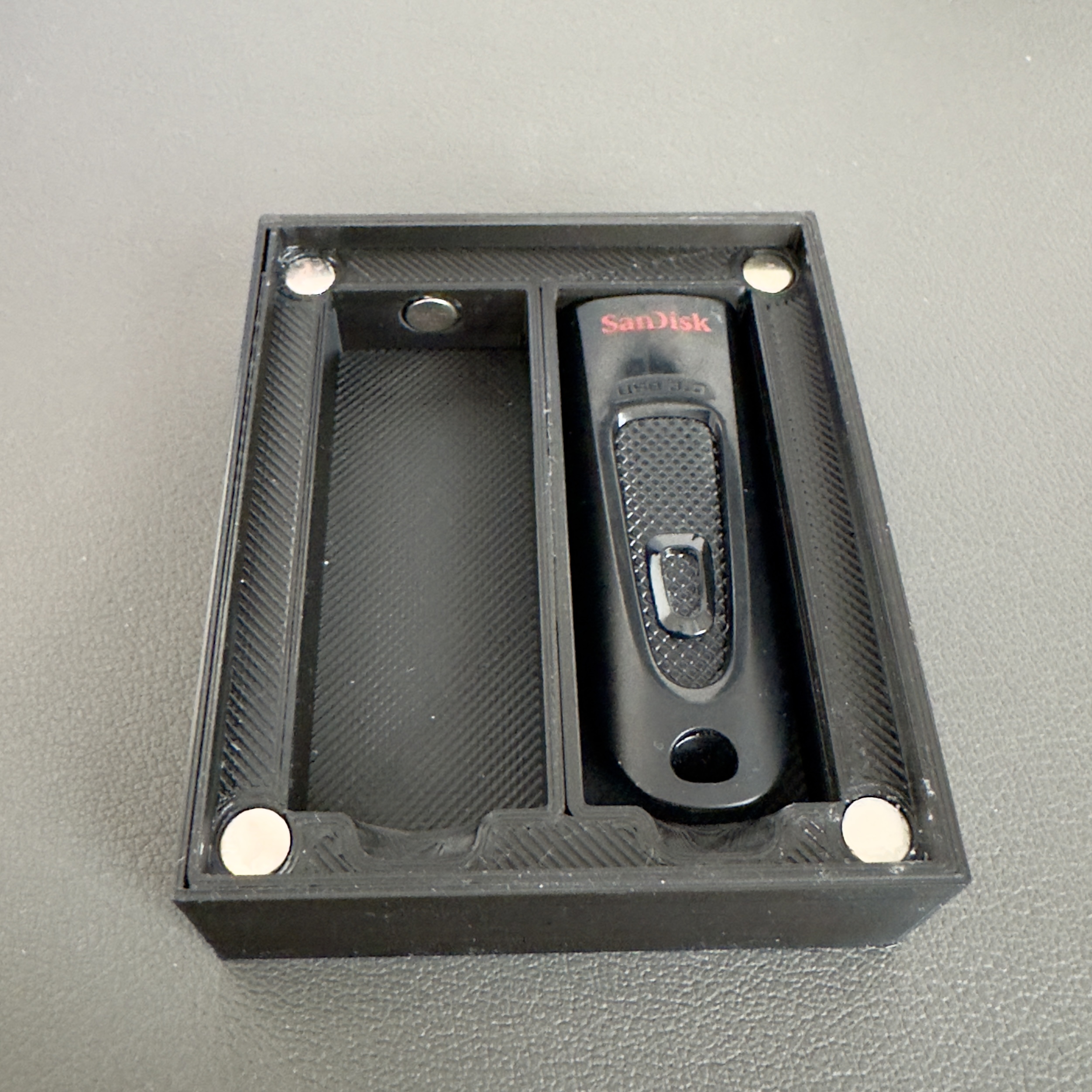 Box for SanDisk Ultra USB by Nic0vd | Download free STL model ...