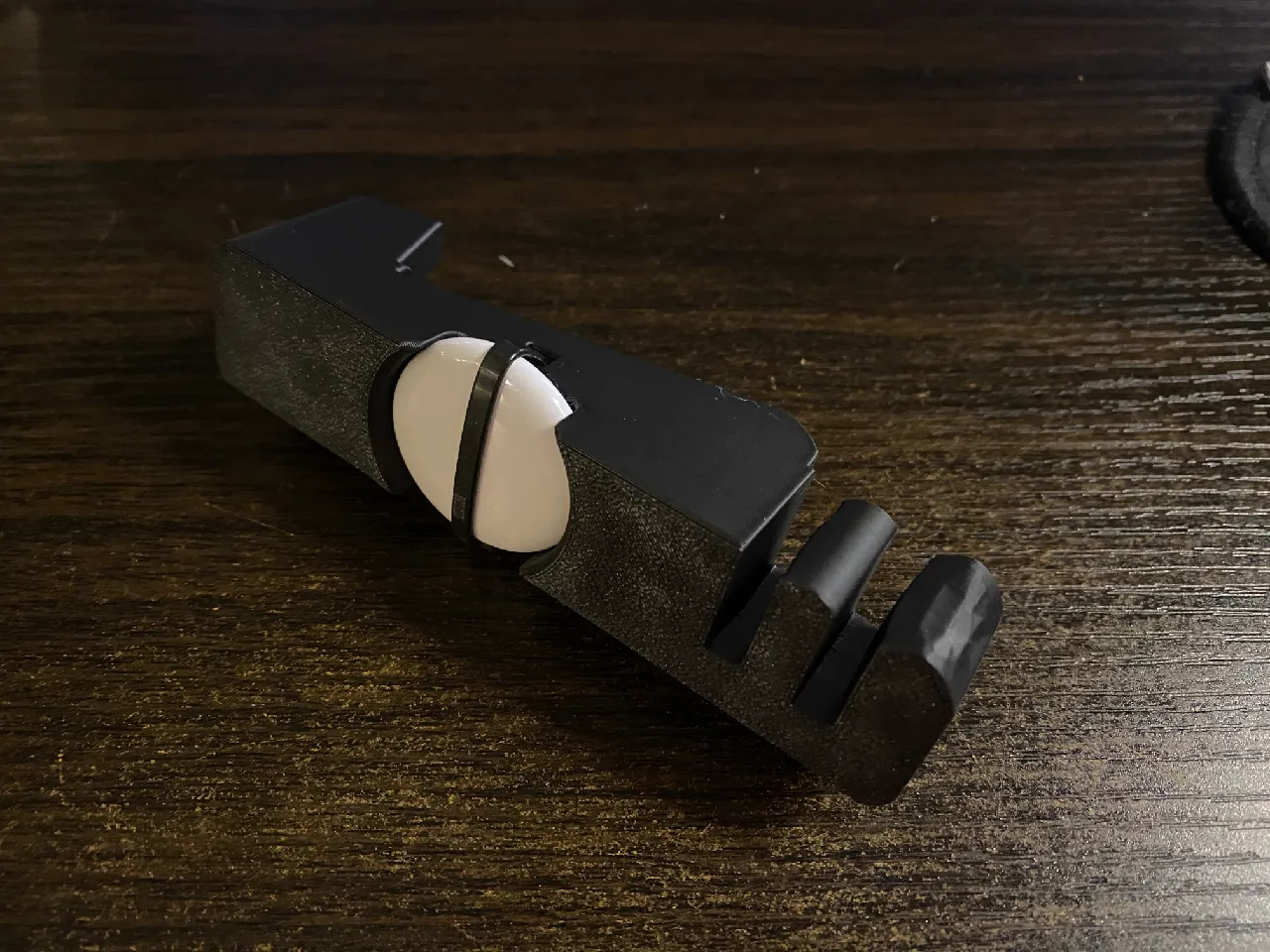 Onewheel GT motor harness retainer and airtag holder by Lia | Download ...