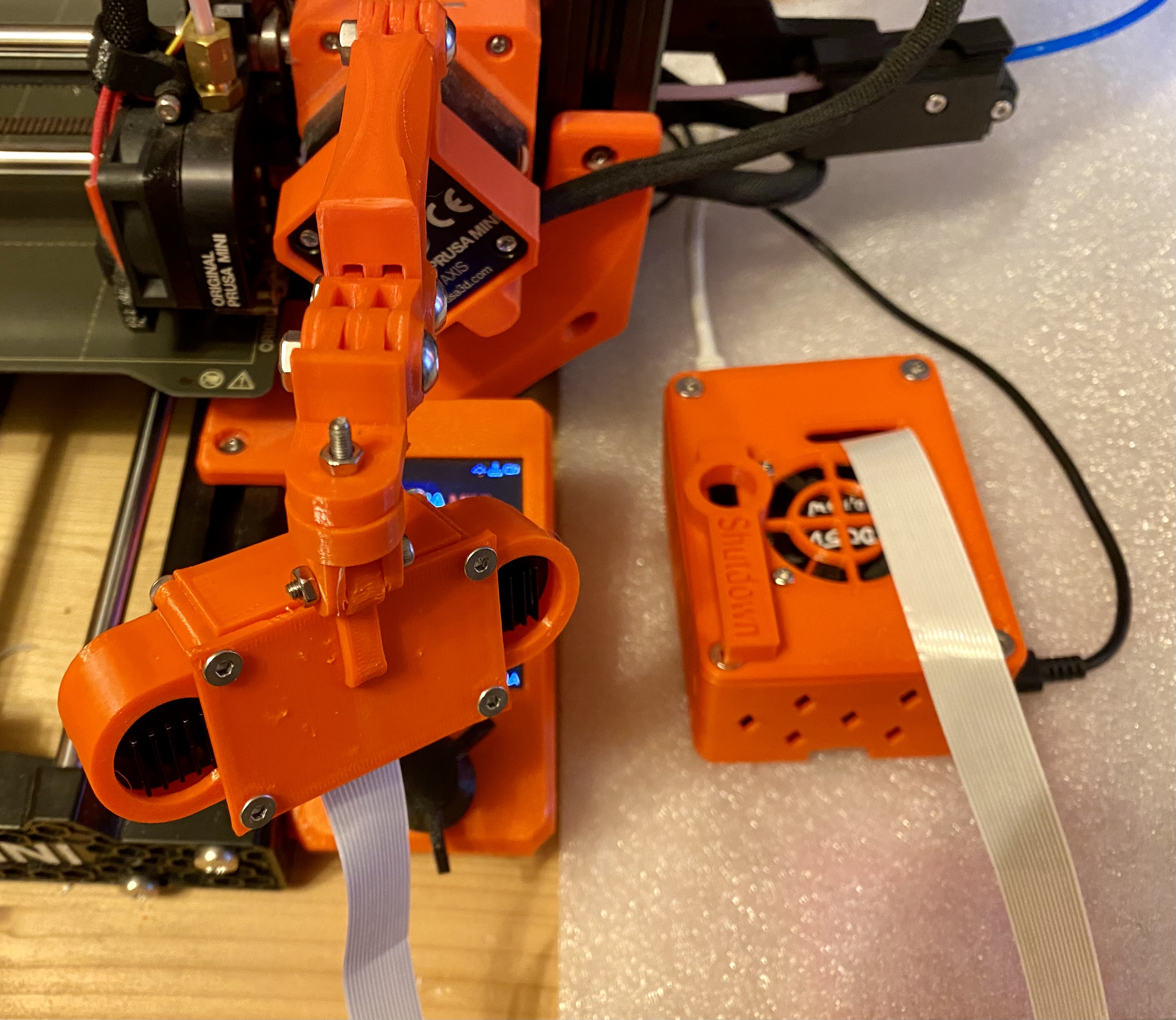 Prusa Mini Z-Axis Raspberry Pi IR Camera mount by Mag. Wolfgang Praxl ... Prusa Mini Z-Axis Raspberry Pi IR Camera mount by Mag. Wolfgang Praxl ...