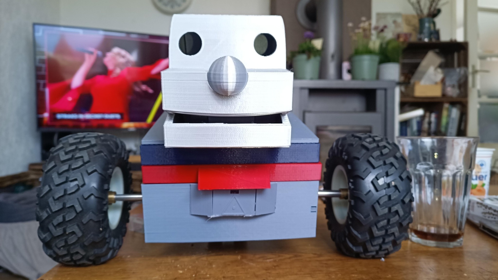 autonomous robot car with 20V parkside accu by Rein Velt | Download ...