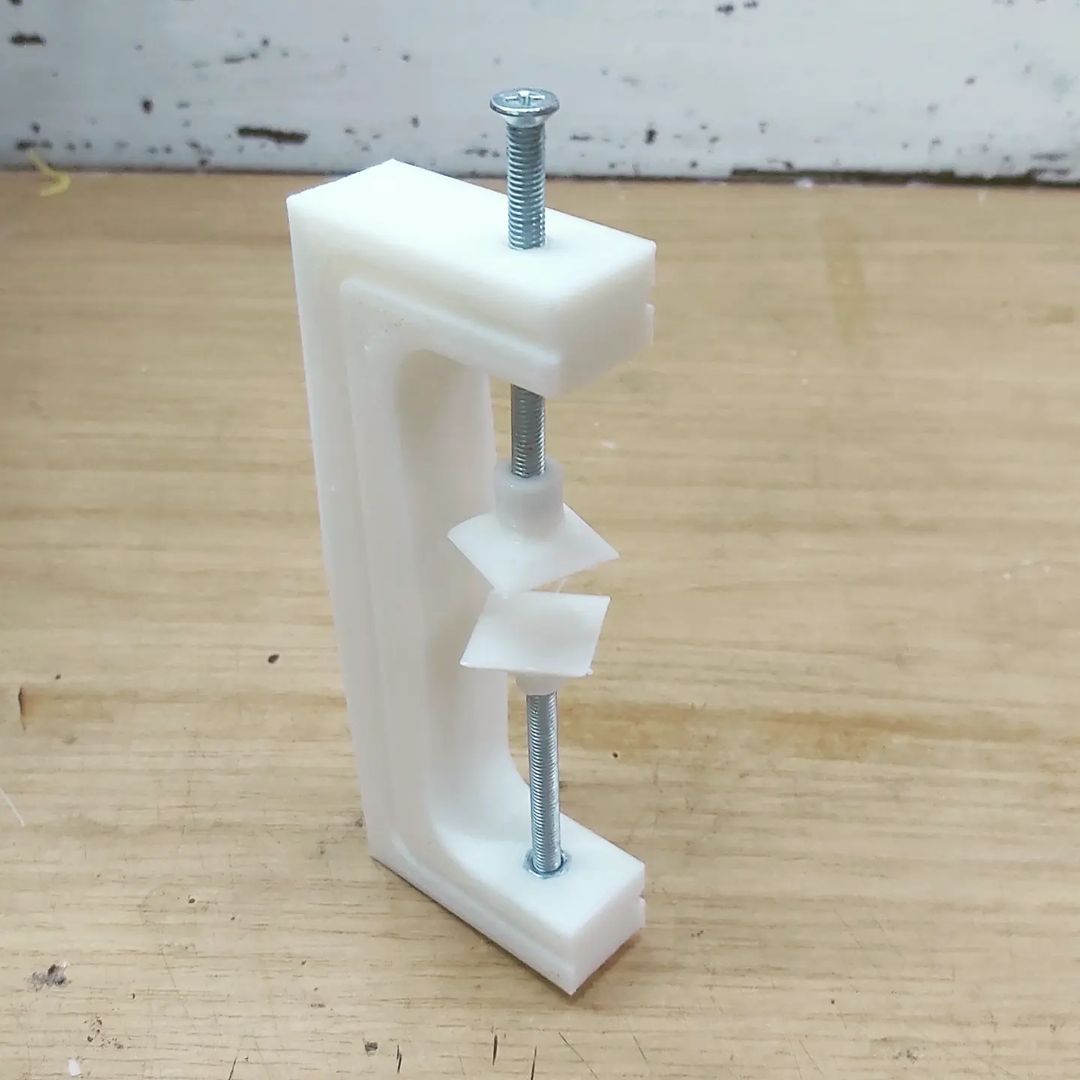 Simple 3d Printed Clamp By Seyed Hamid Seyed Zolfagari Download Free Stl Model