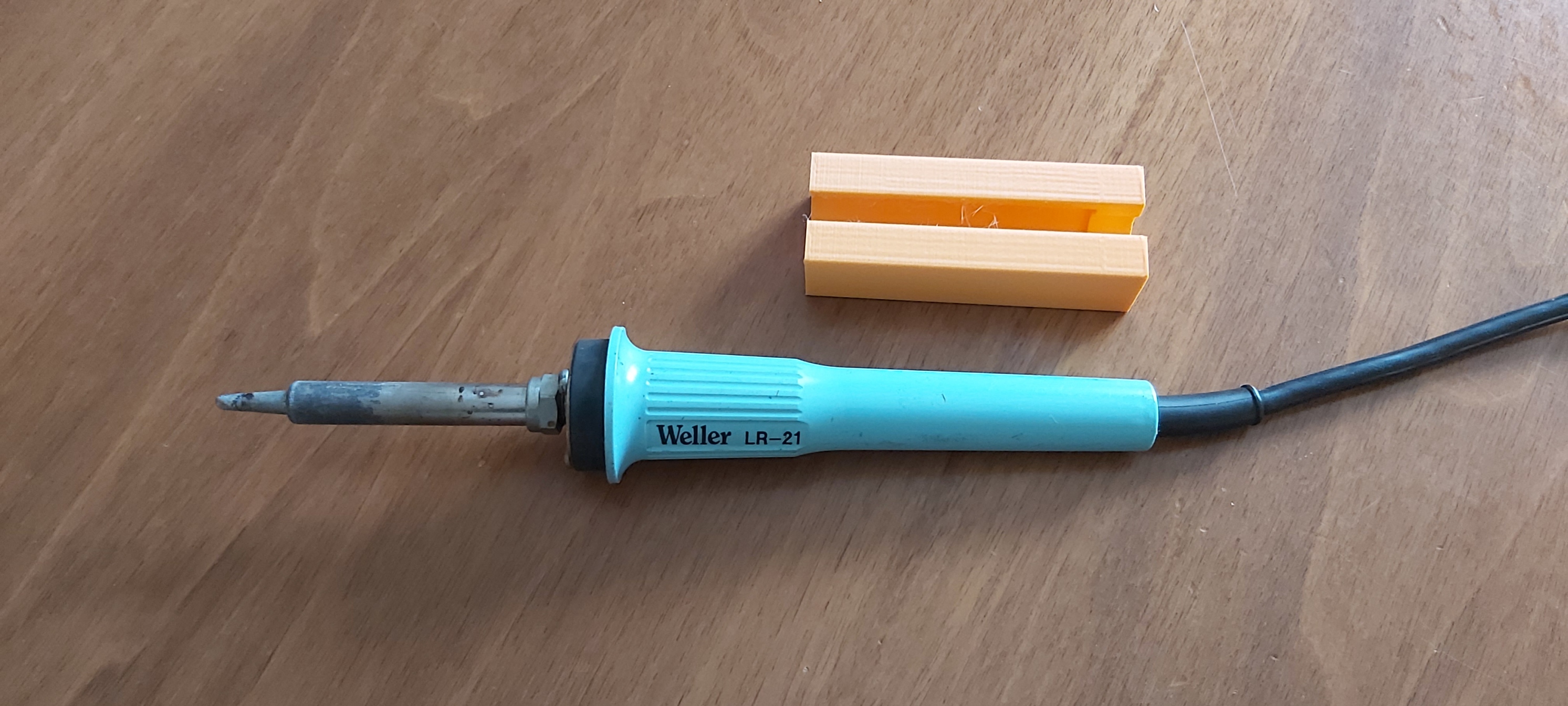 Soldering iron adapter for vise by Cesare Pagura | Download free STL ...