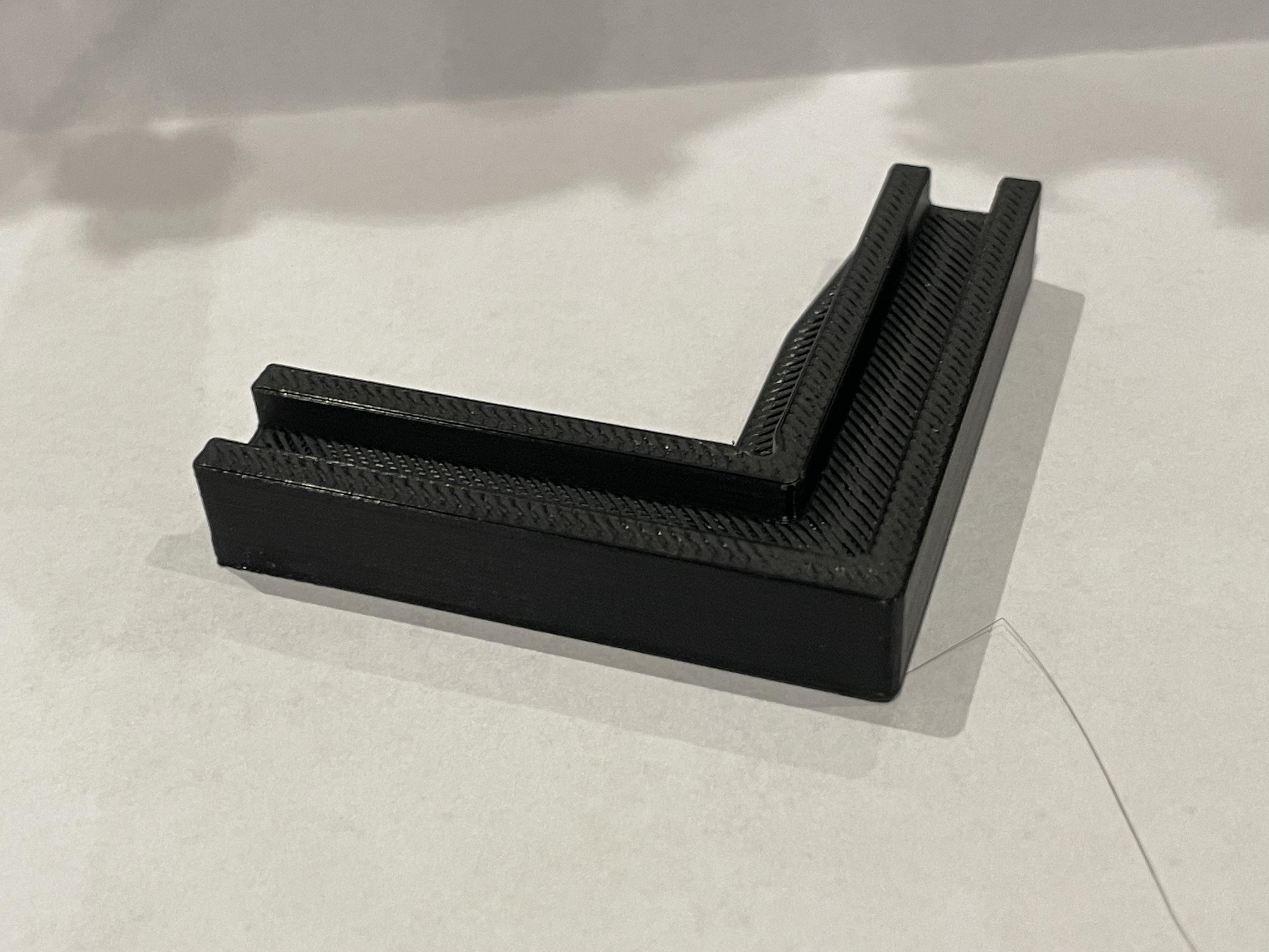 Replacement Inner Corner for Window Screen (25x10 mm) by Marek Svoboda ...