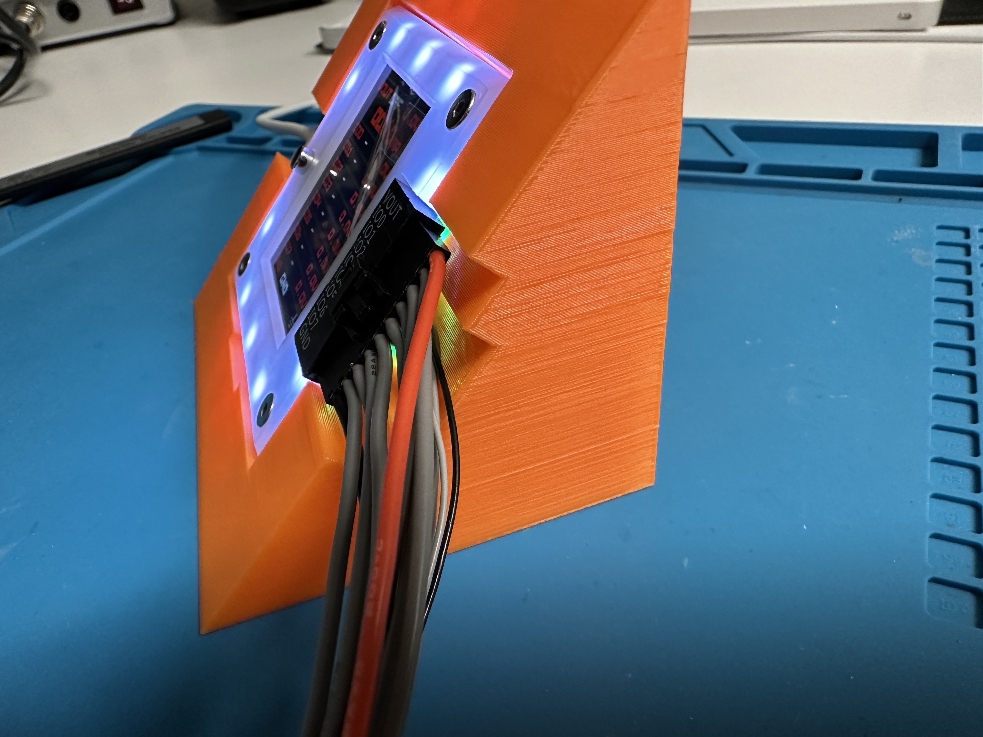 Bus Pirate 5 stand by Ememell | Download free STL model | Printables.com