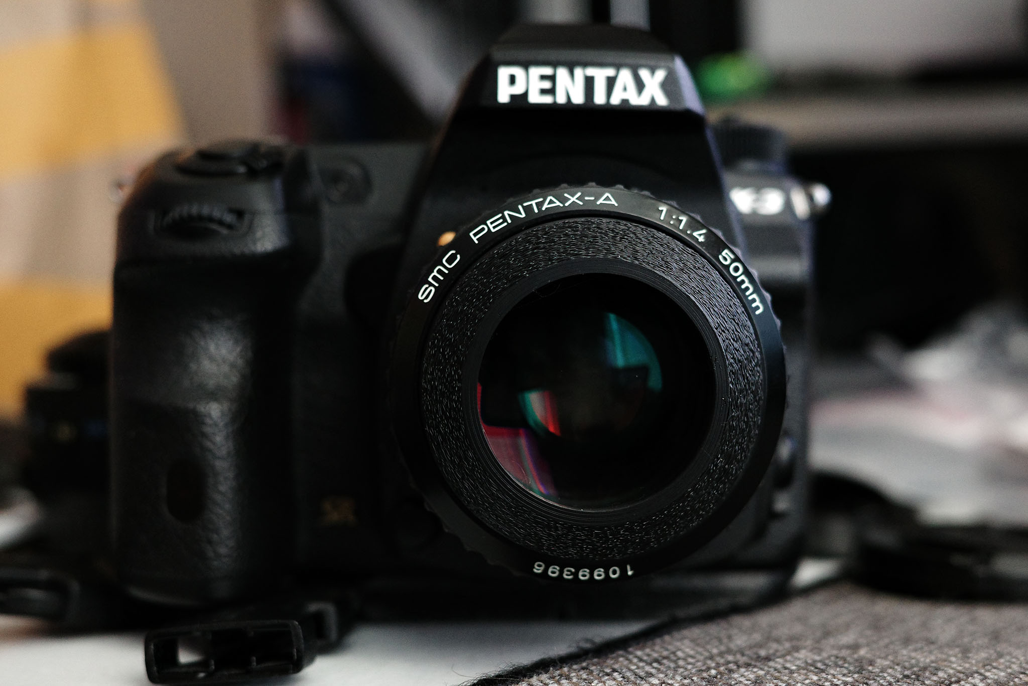 Low profile 49mm threaded lens hood by masklayer | Download free STL ...