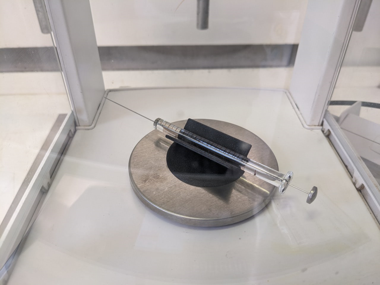 Syringe Holder by CoteletteTV | Download free STL model | Printables.com