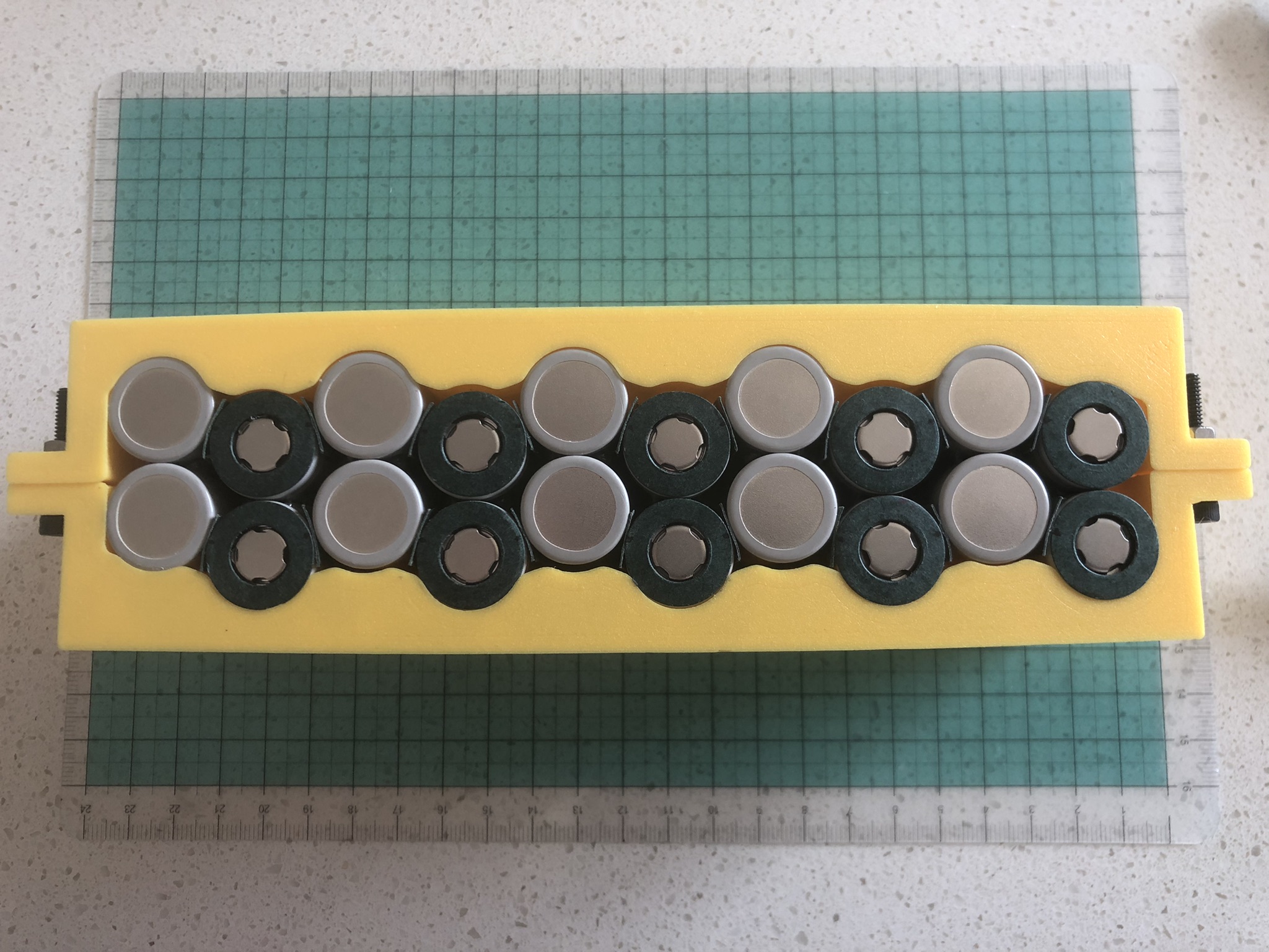 Pint Vesc 20s2p 18650 Battery Box/Bumper by ducman | Download free STL ...