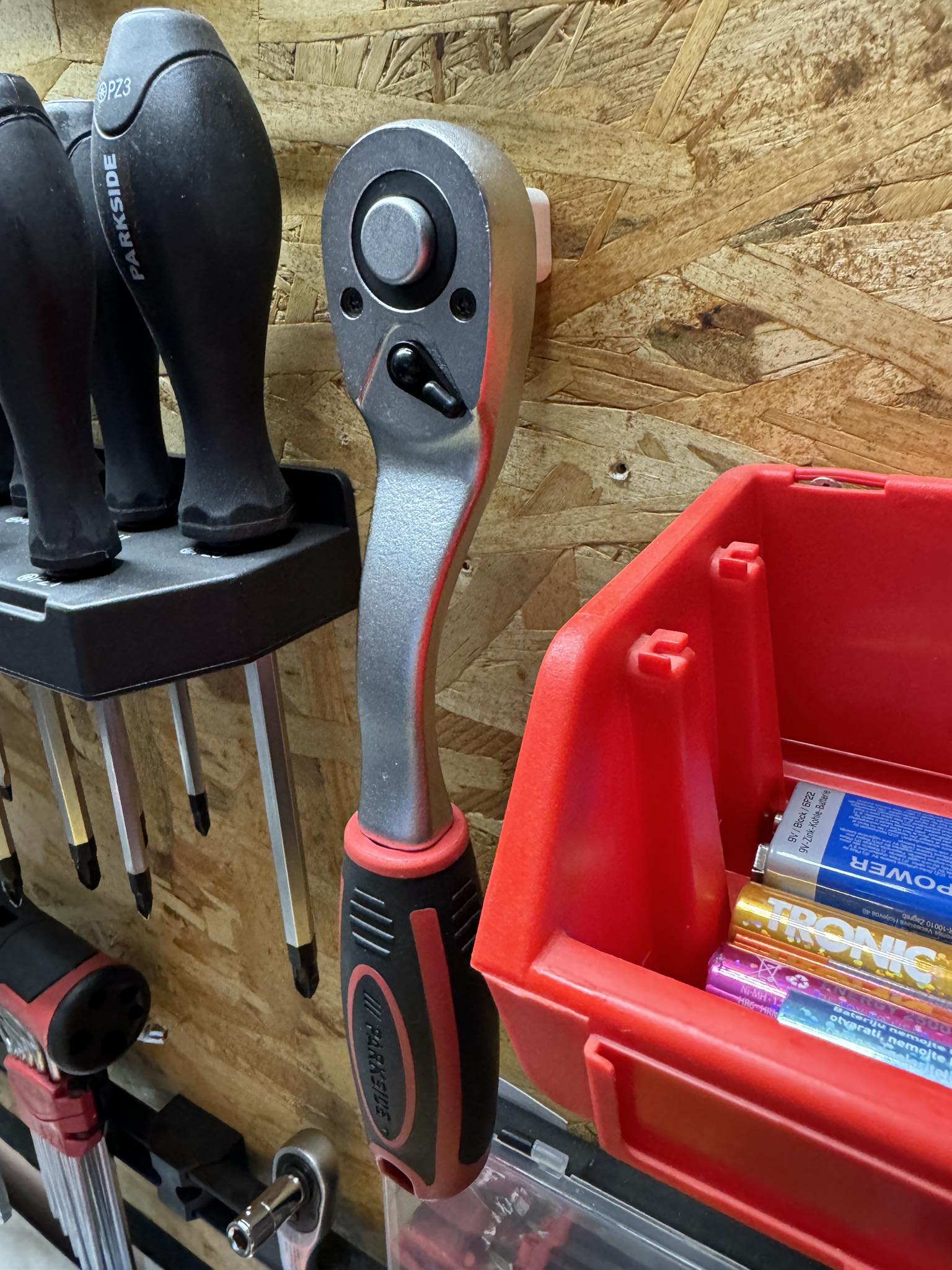 Wrench Ratchet Wall Holder by Marko Brlich | Download free STL model ...