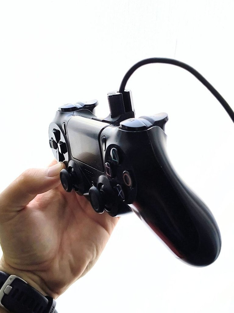 Sony PlayStation DualShock 4 USB Cable Guard - V2 + cable locking cap ...