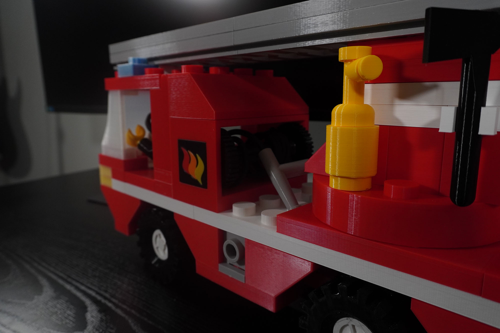 4:1 Lego Inspired Fire Truck by Joffems | Download free STL model ...