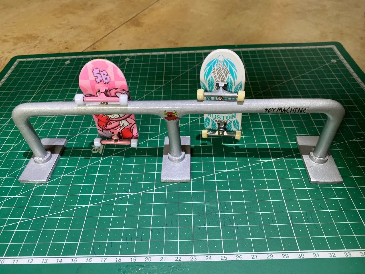 Tech Deck / Fingerboard 25cm Rail by Ivan Ruiz | Download free STL ...